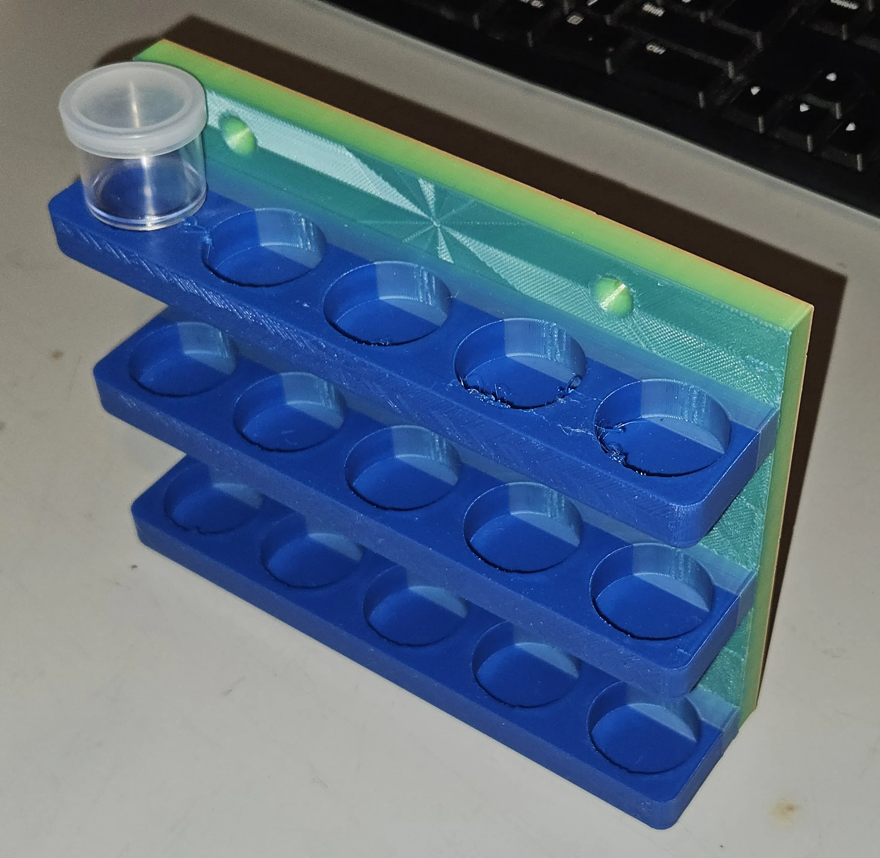 3D Printer Files | 3MF File | Wall mounted rack for 15 26mm containers ...