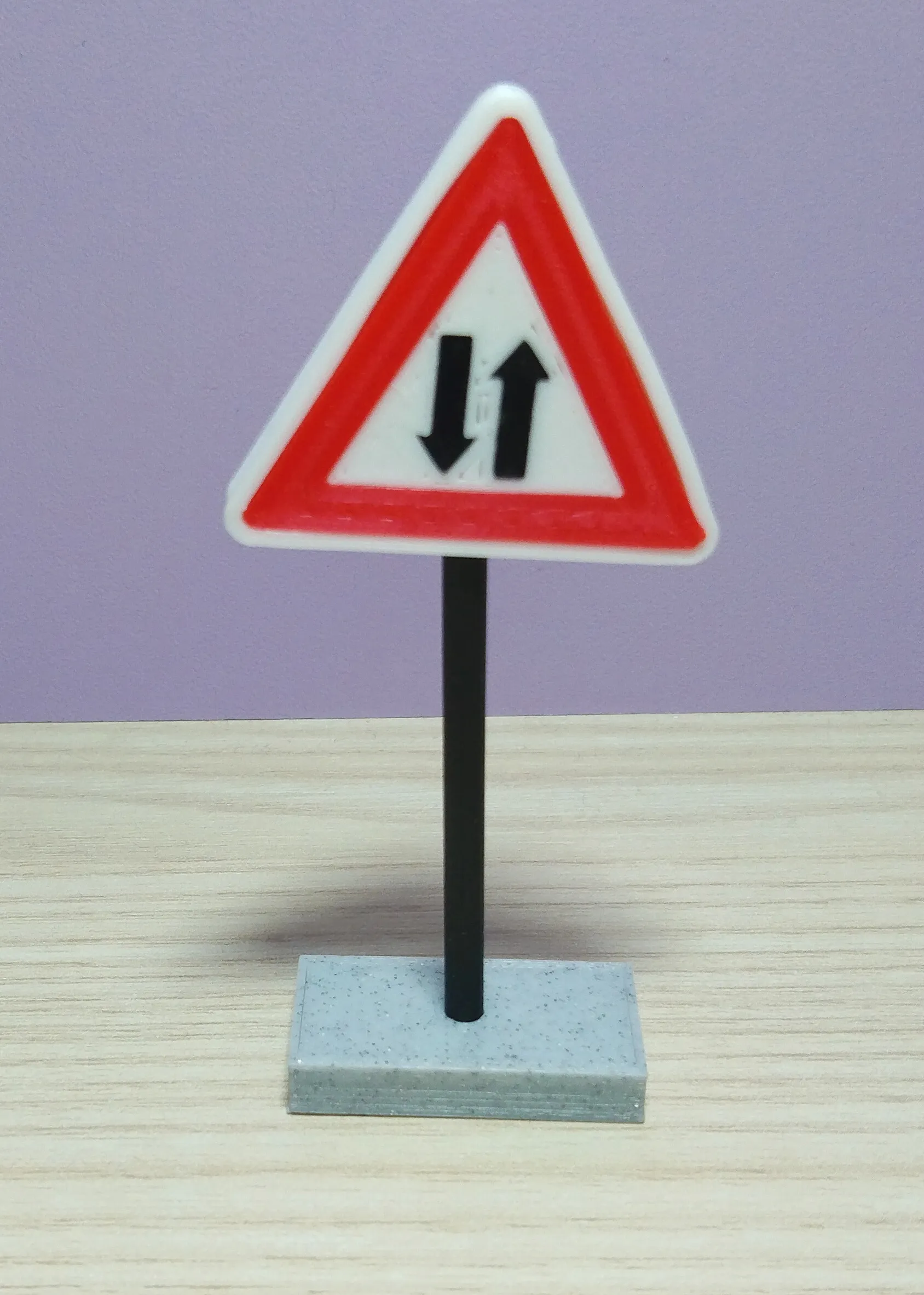 Other STL Download - Road sign -Traffic in both directionsby Štefan Tusjak