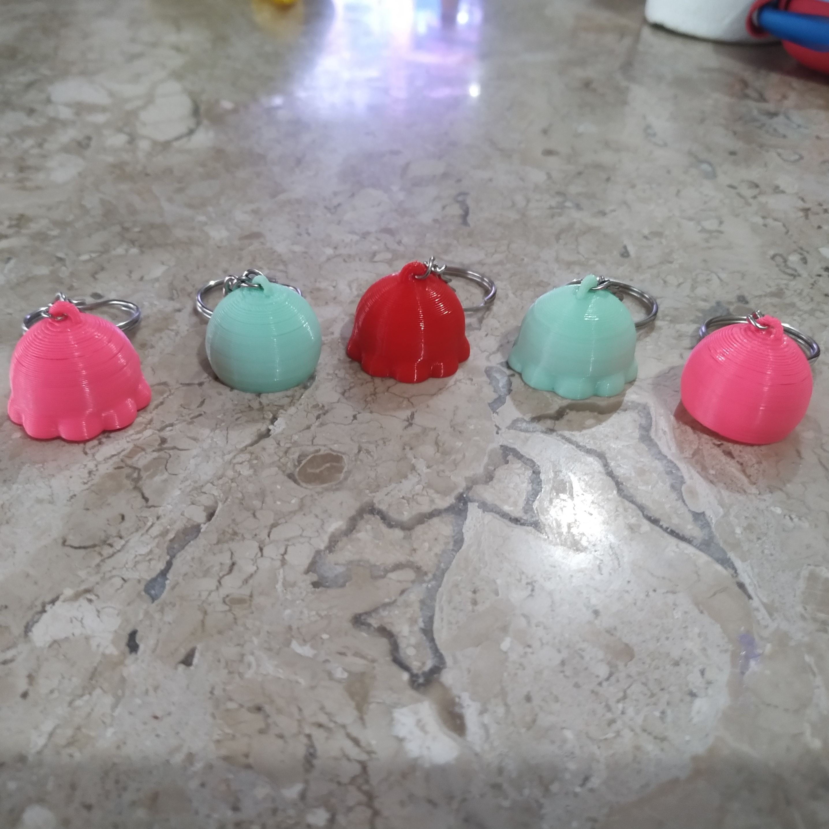 HINGED ICE CREAM KEYCHAIN | 3D models download | Creality Cloud