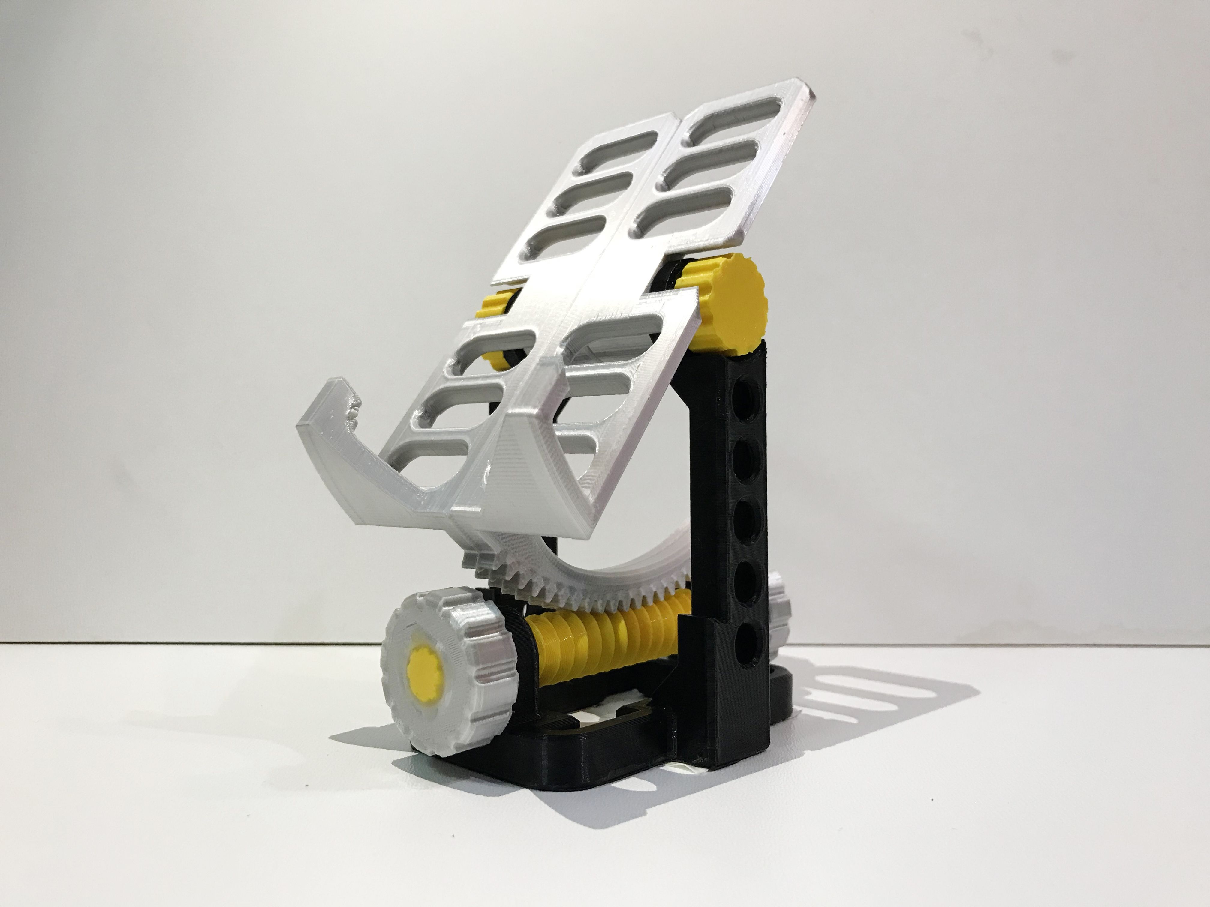 Universal smartphone mechanical stand version II | 3D models download ...