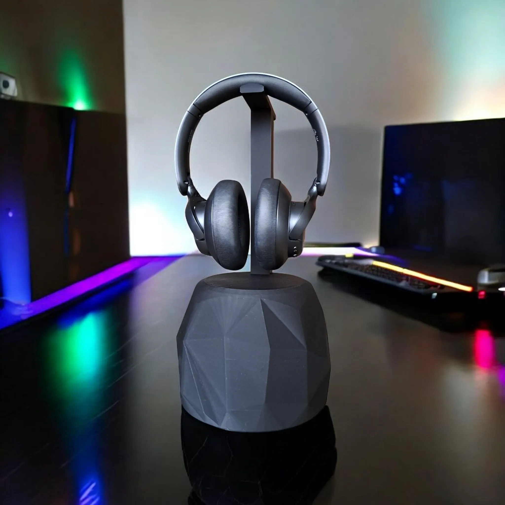 Electronics & RC (Remote Control) STL Download - Low Poly Headphone ...