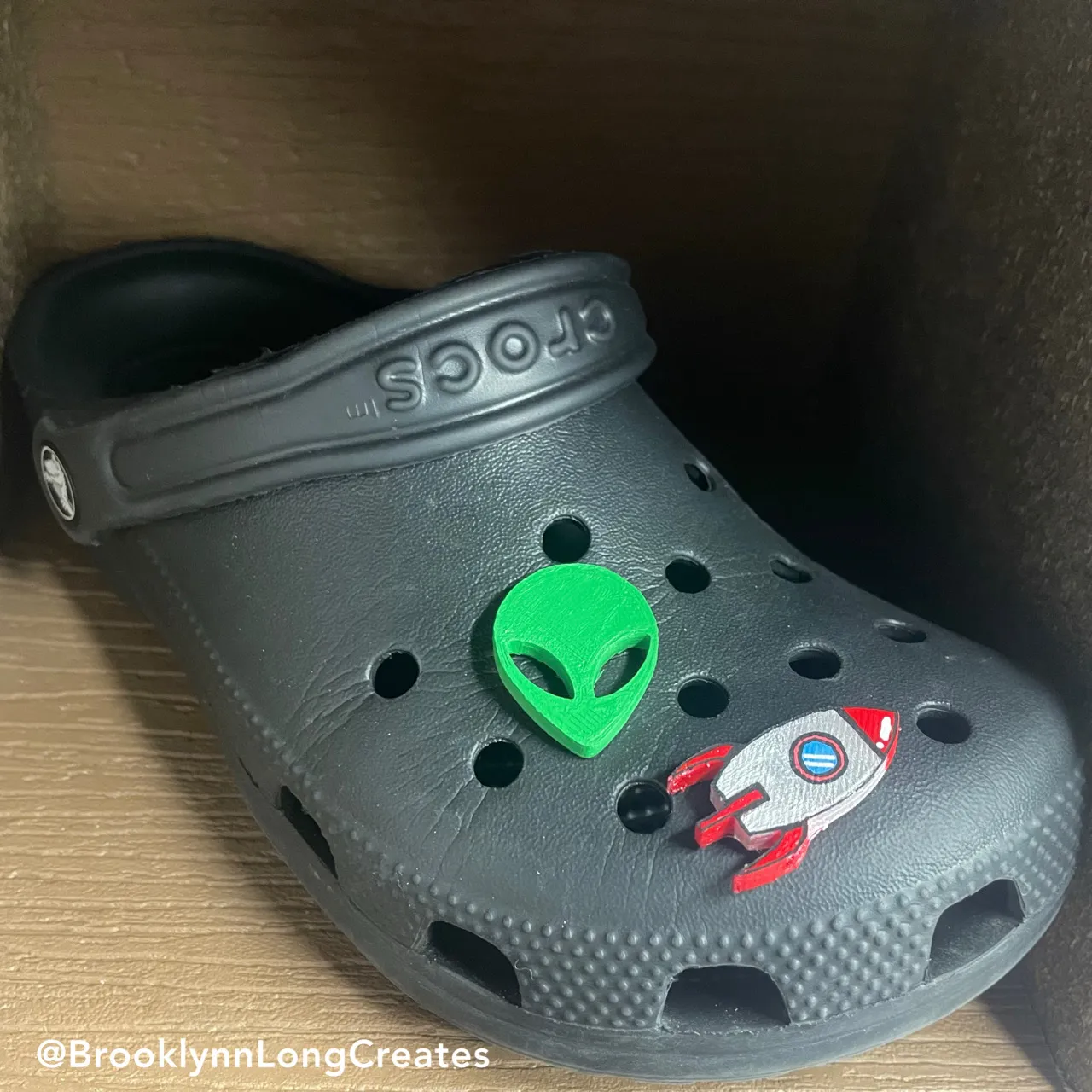 Free Other STL Download - Alien Croc Charmsby BrooklynnLongCreates