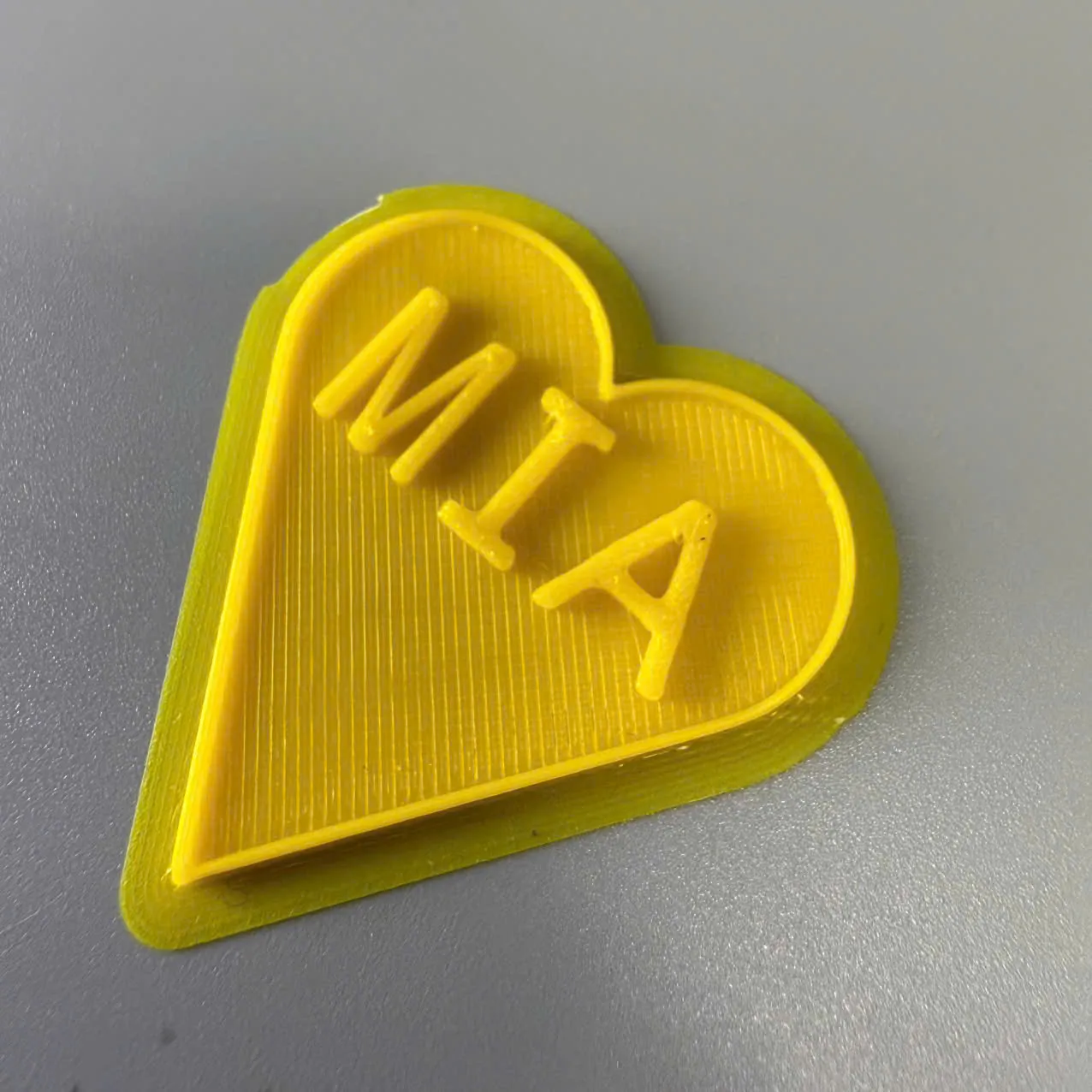 3D Printer Files | 3MF File | Mia name tag | Creality Cloud