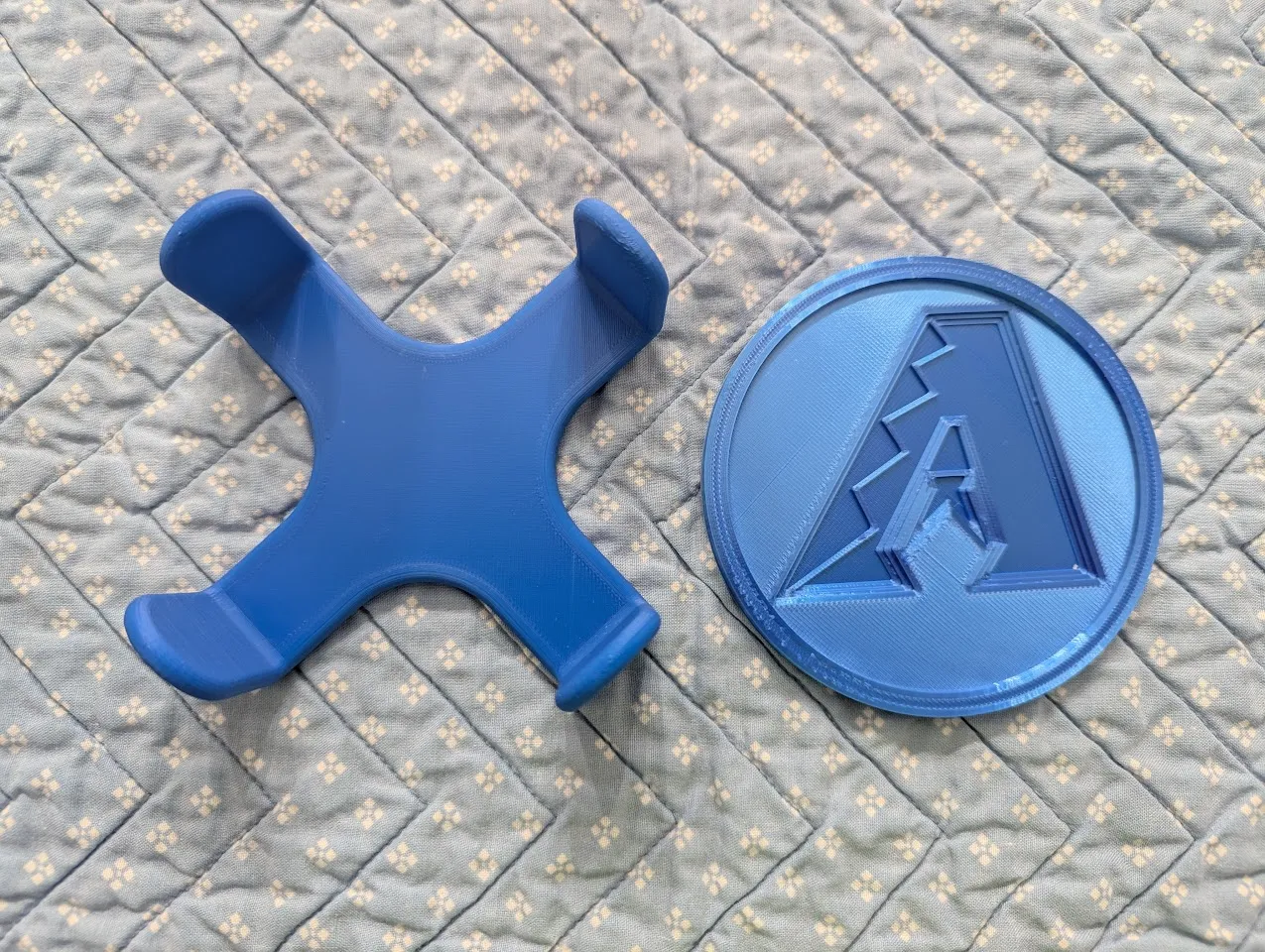 Other STL Download - Arizona Diamondbacks Coaster w/Holder (holds 6)by ...