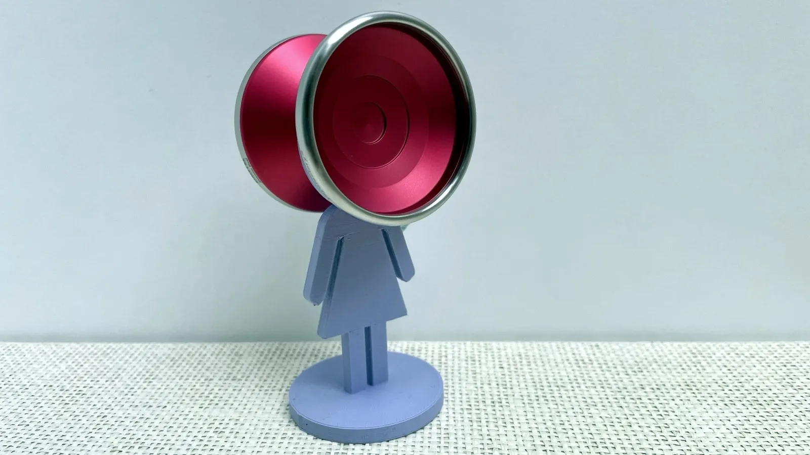 Board Games & Card Games STL Download - Yoyo lady (desktop yo-yo stand ...