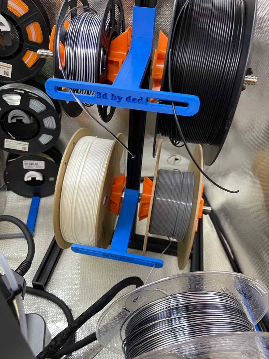 Tools & Spare Parts STL Download - Slotted Filament Splitterby dedreous