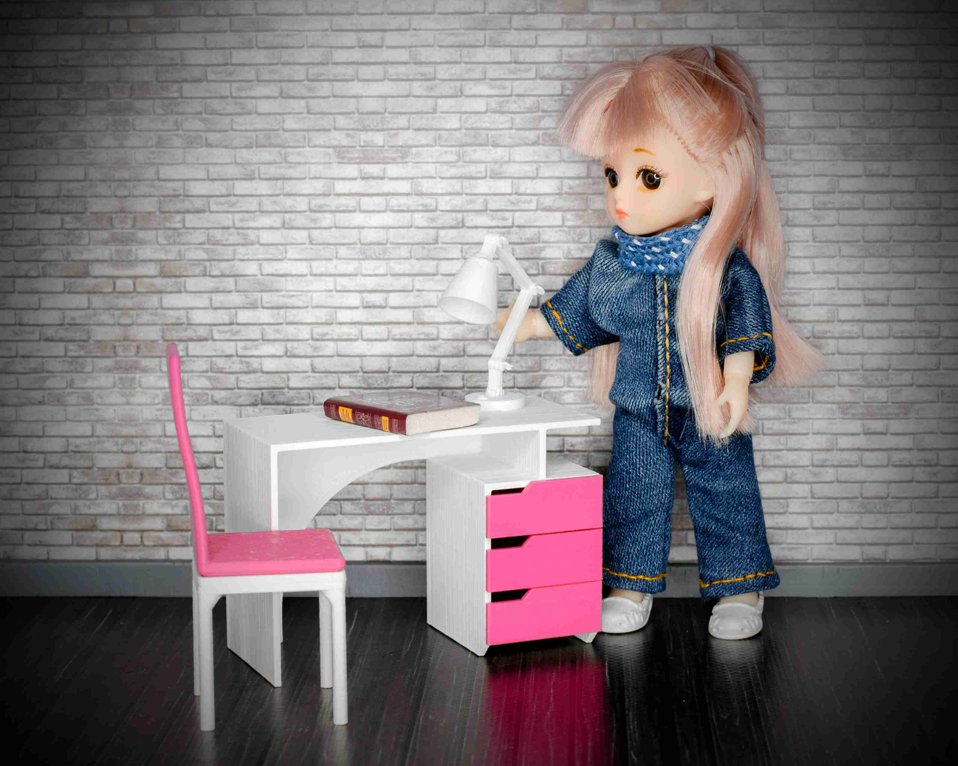 Modern 3-Drawer Computer Desk 1:12 scale for Dollhouses | 3D models ...