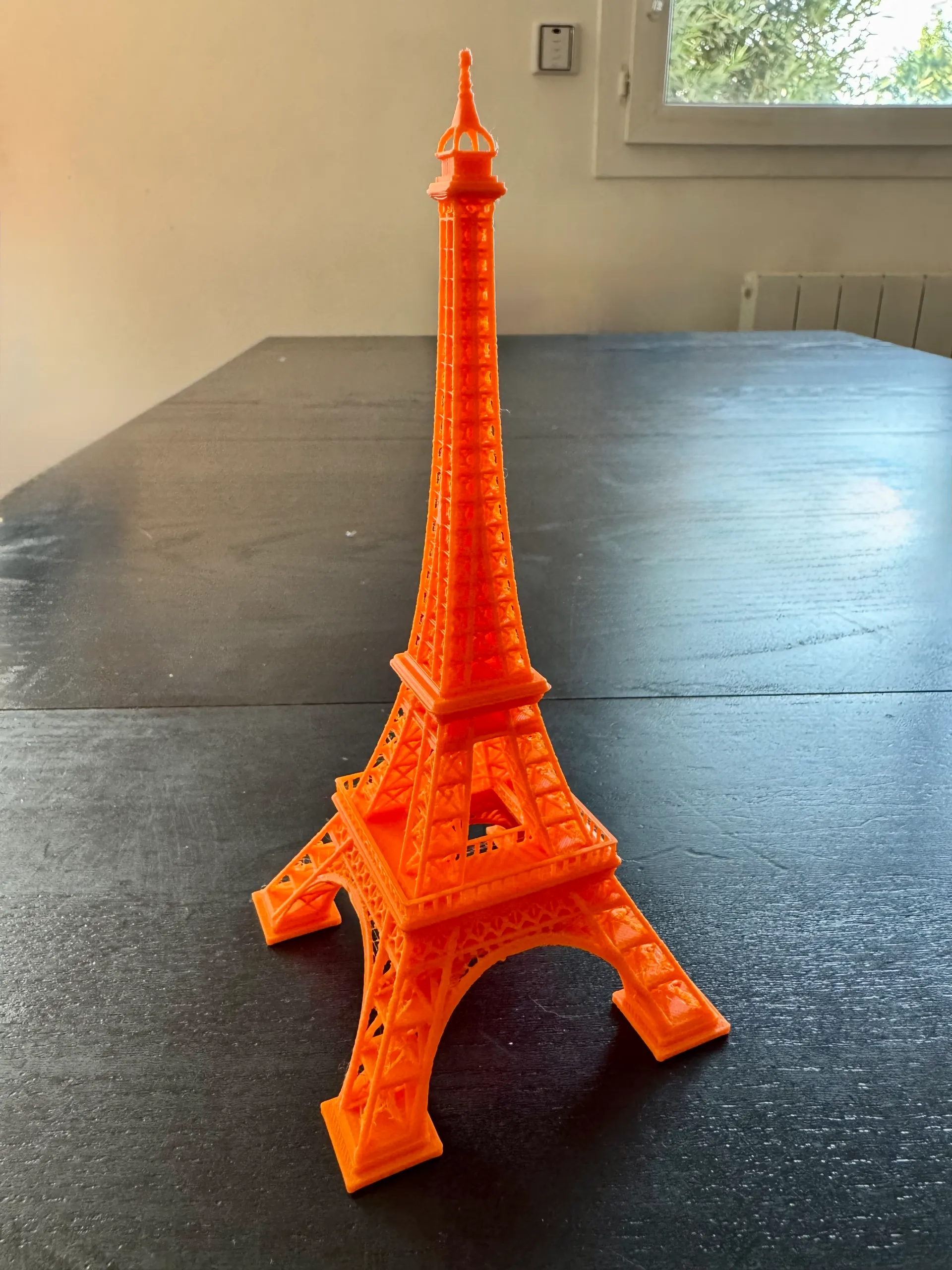 Une magnifique tour Effiel, imprimée en hyper PLA sans support. Très ...