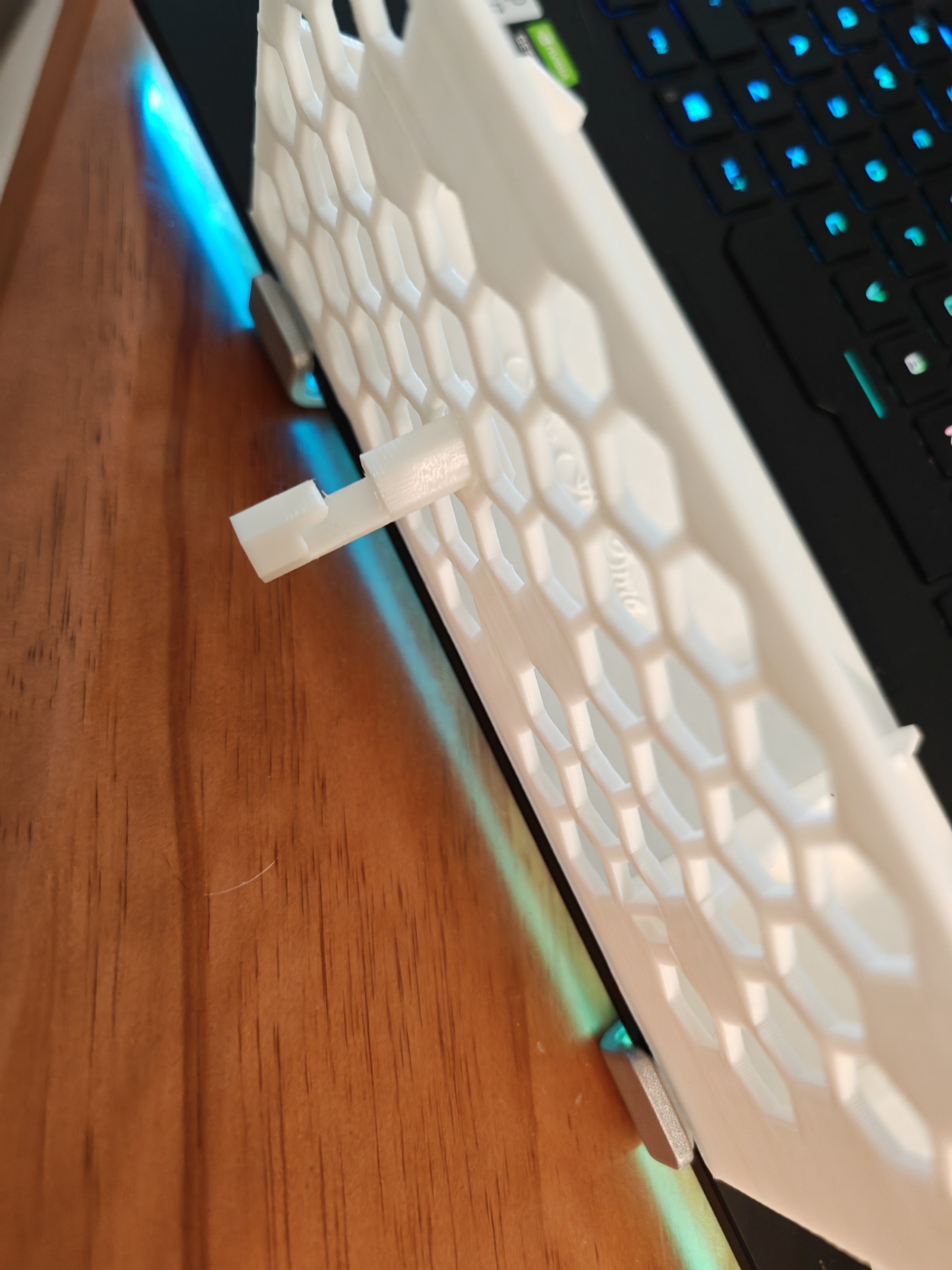 Unique Honeycomb Design Key Holder for 3D Printing | 3D models download | Creality Cloud