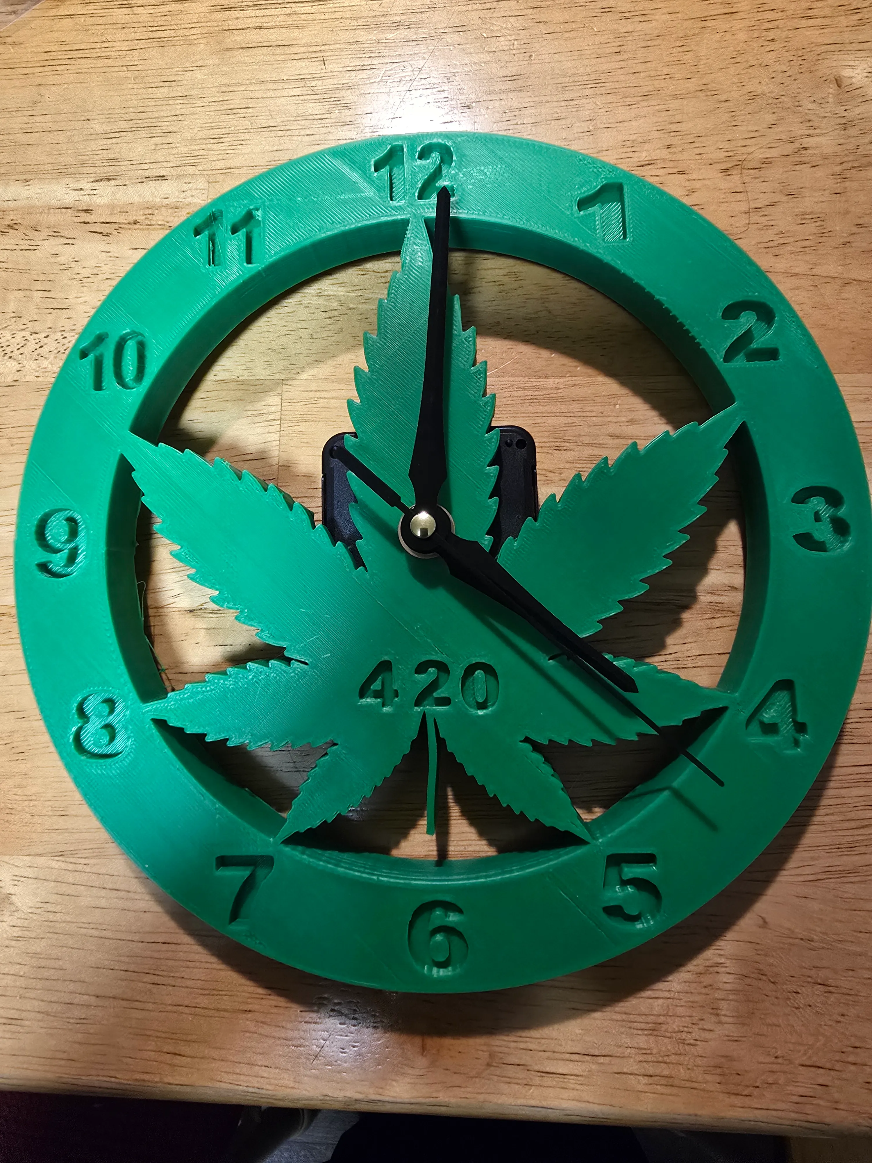 Home Decorations & Ornaments STL Download - DD 420 clockby Darbys Design