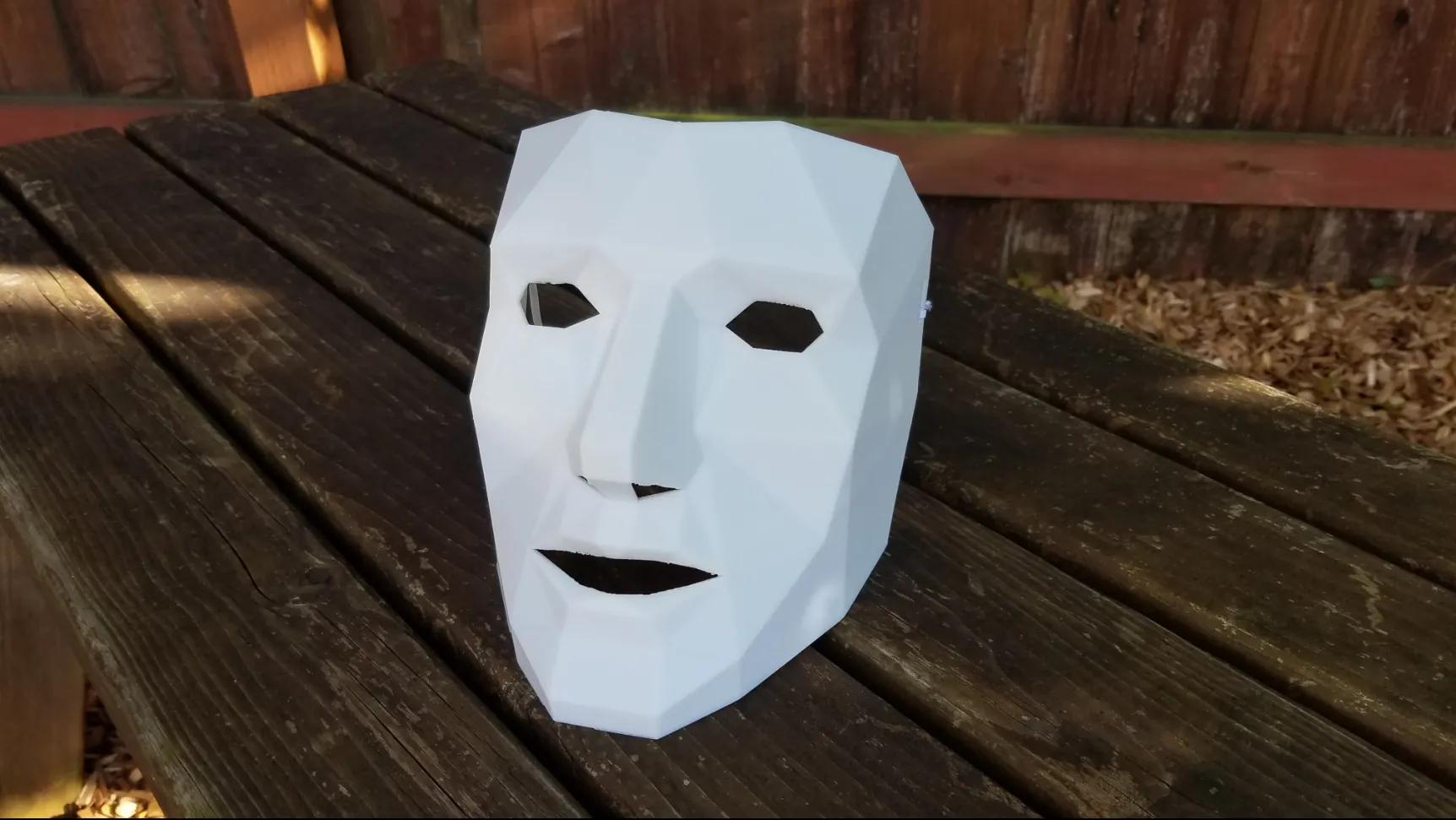 Digital Art STL Download - The FacetGuard Low Poly Maskby 3D Master Pro