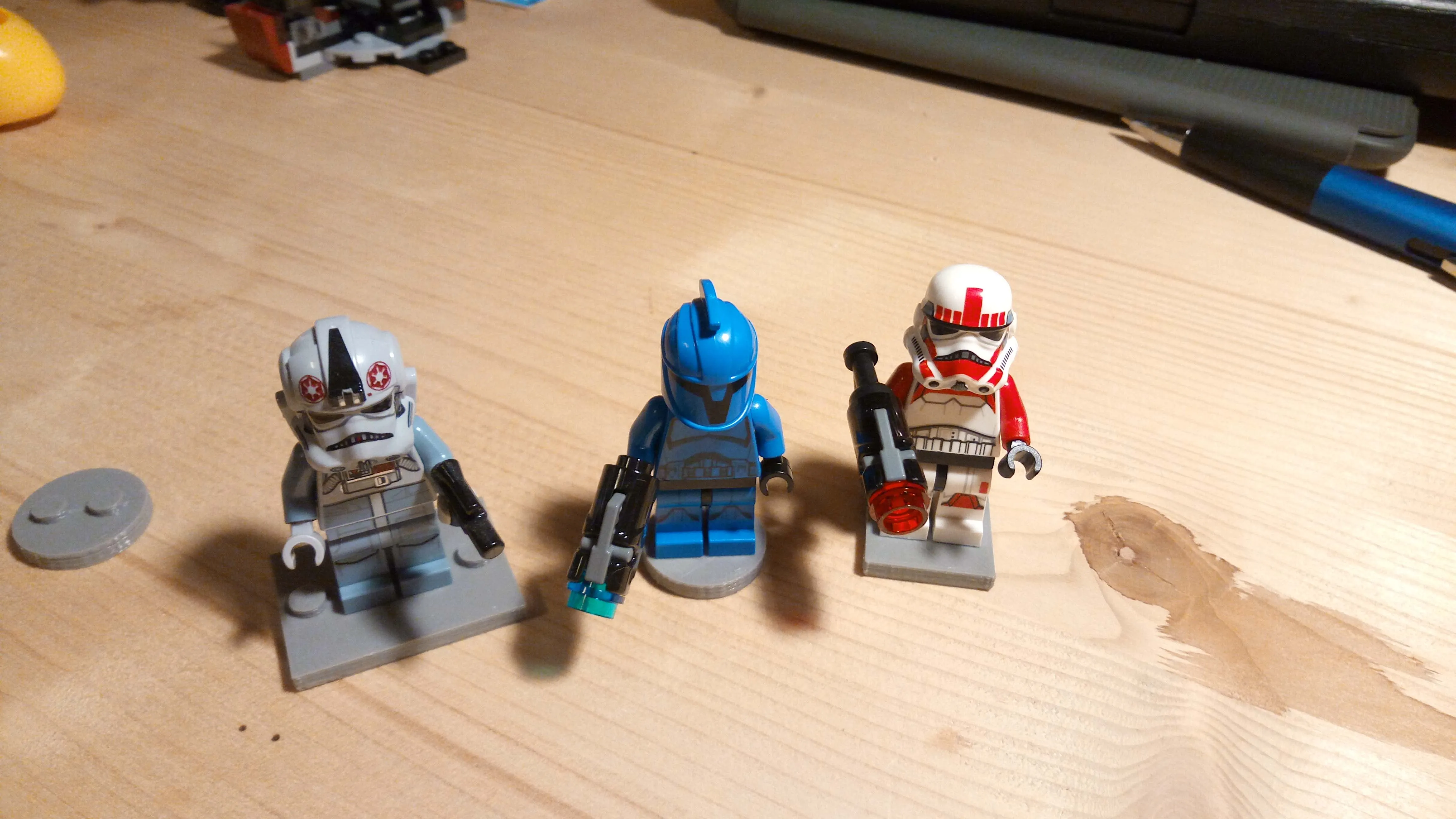 Free Other STL Download - Lego Minifig Standsby BigDave332