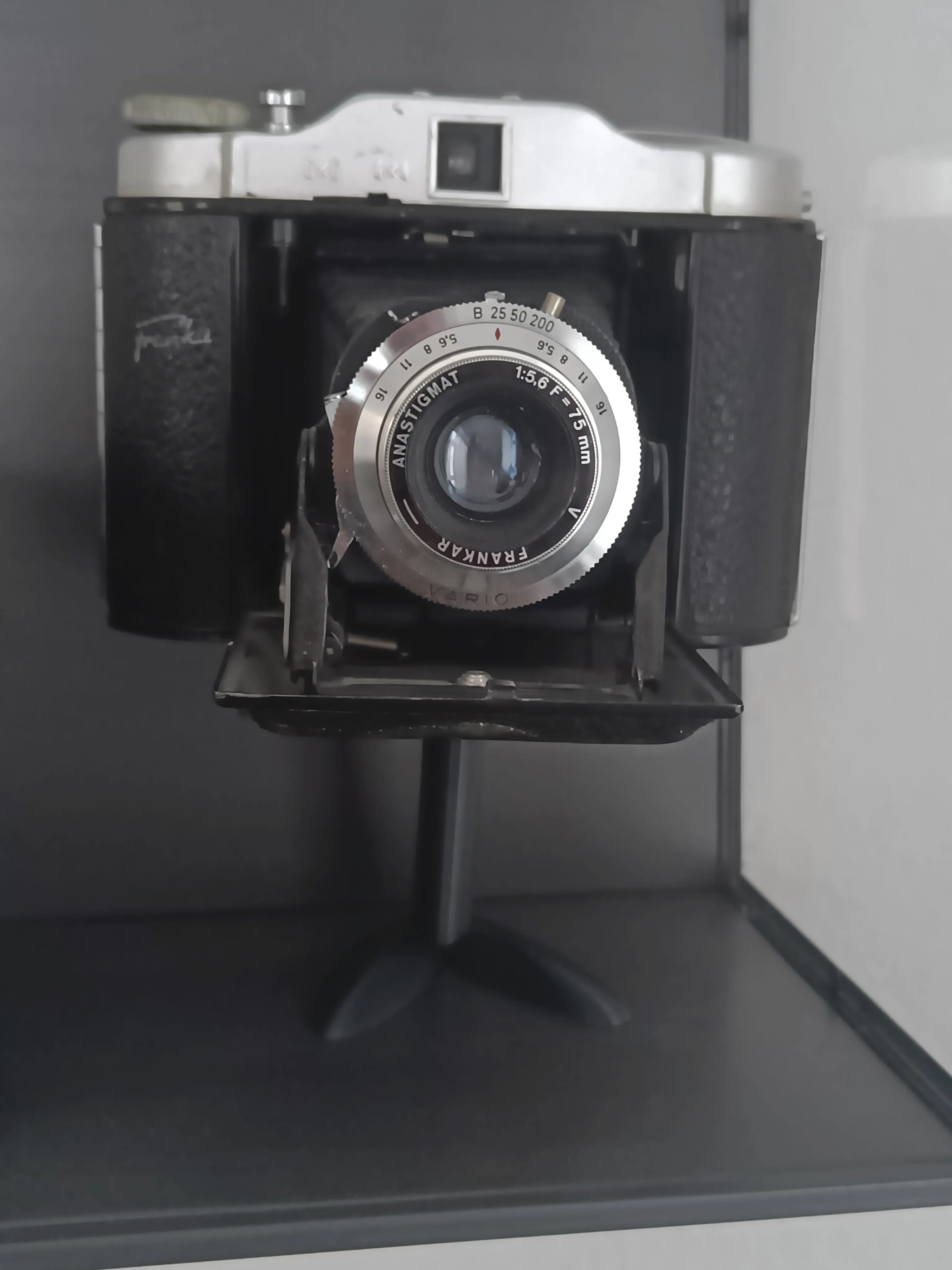 Free Test Models STL Download - Simple Camera Stand with M10 threadby ...