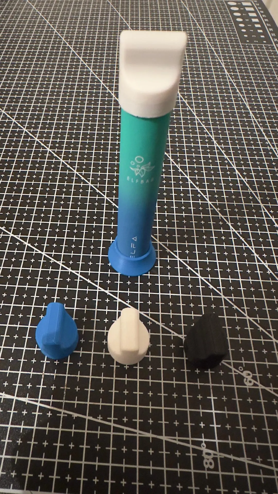 3D Printer Files | 3MF File | ELFBAR SCHUTZKAPPE UND STANDFUSS ...