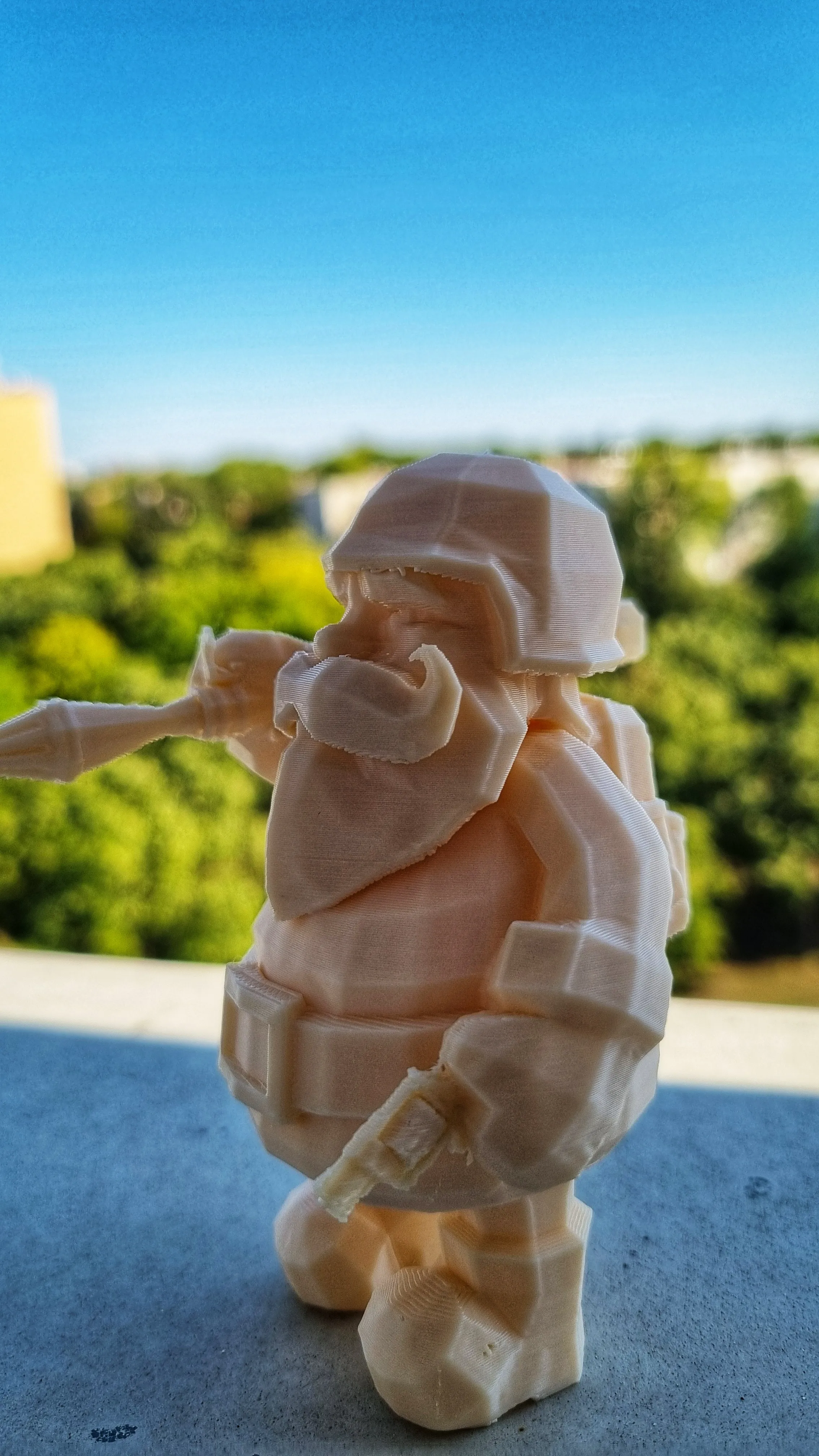 Characters & Creatures STL Download - Santa Claus soldier with RPGby t!D0