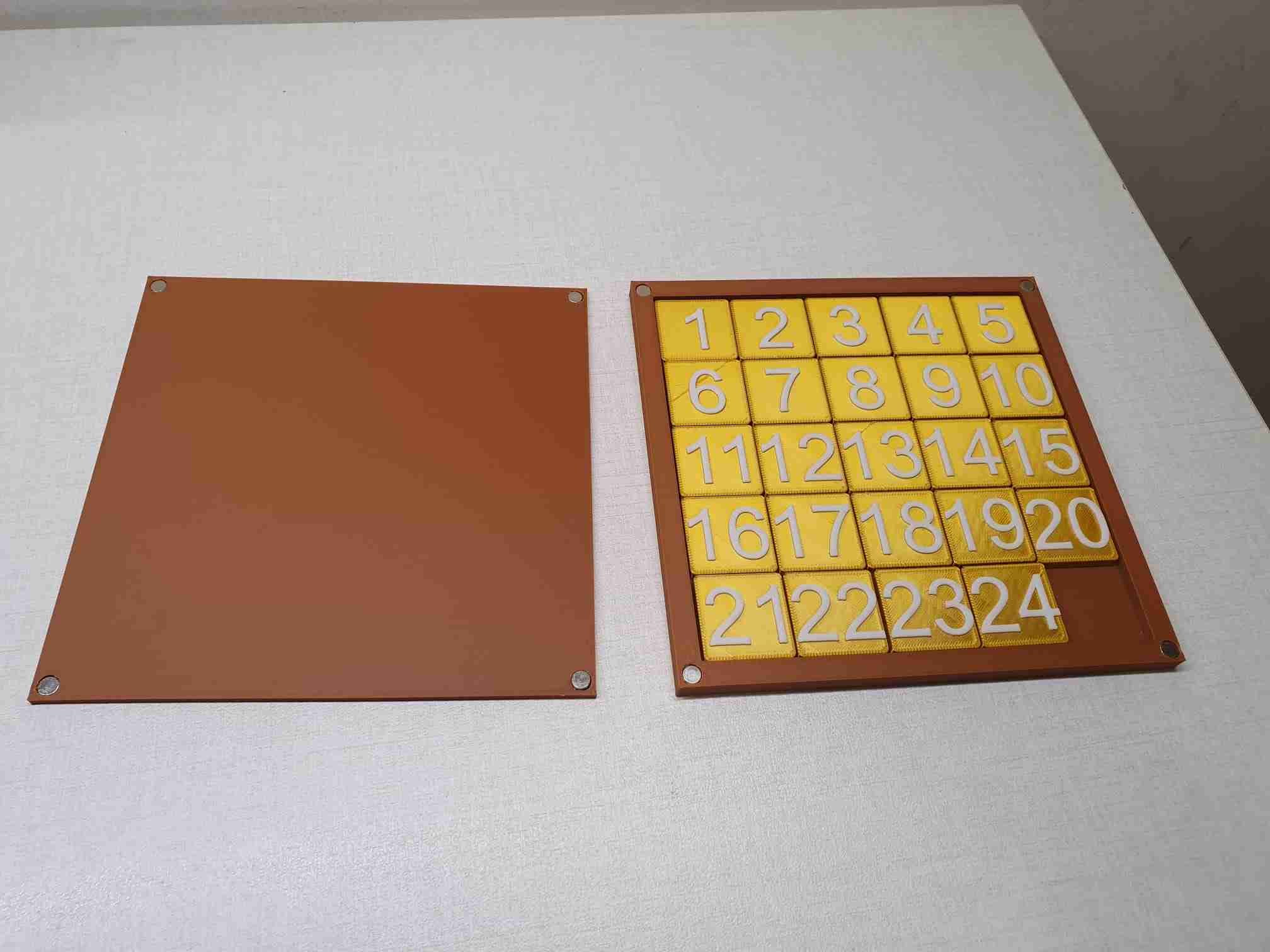 SLIDING NUMBERS PUZZLE - GAME OF TWENTY-FOUR | 3D models download ...