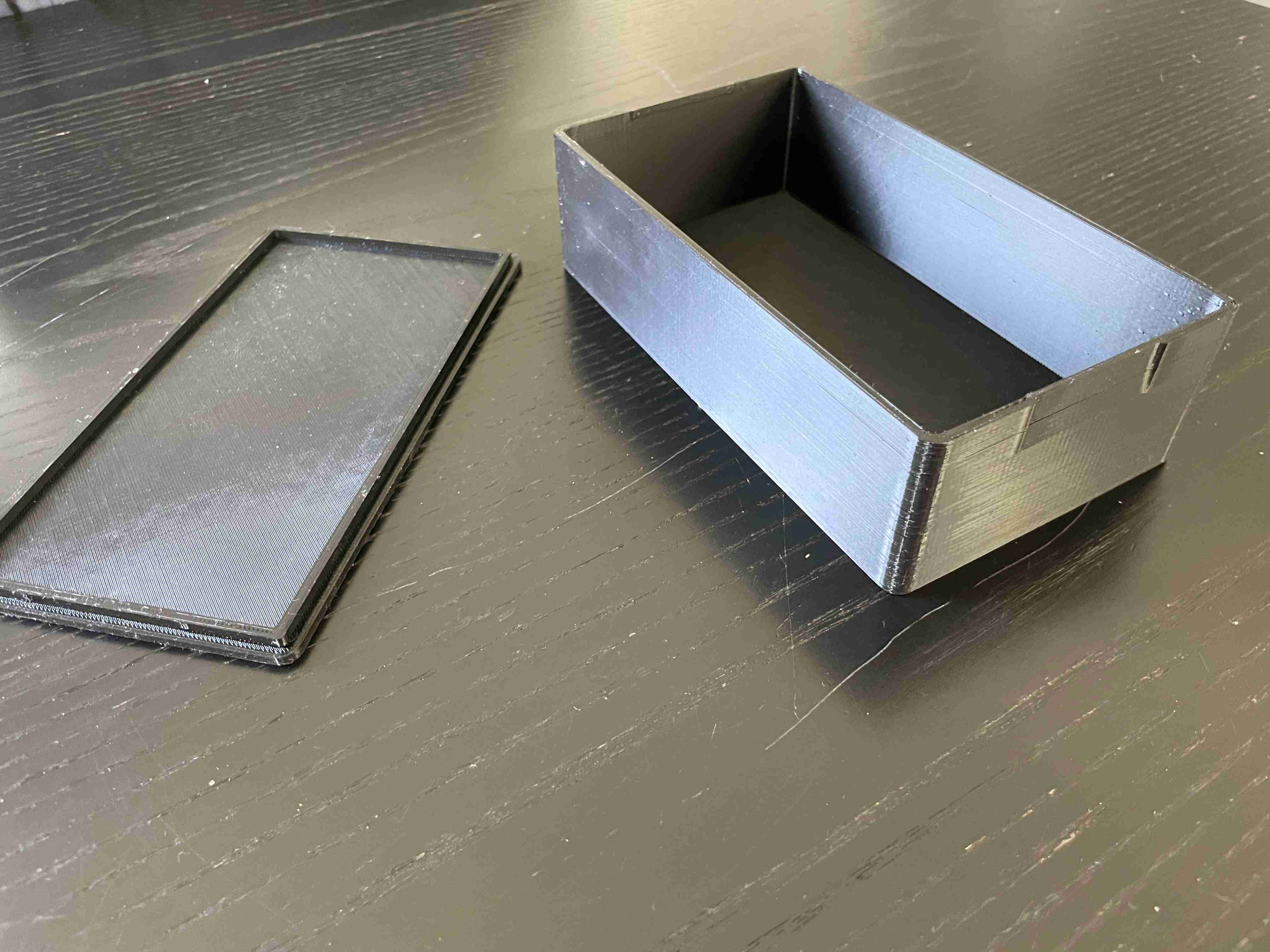 Lockable box with ratchet closure 100 x 180 x 50 mm | 3D models ...