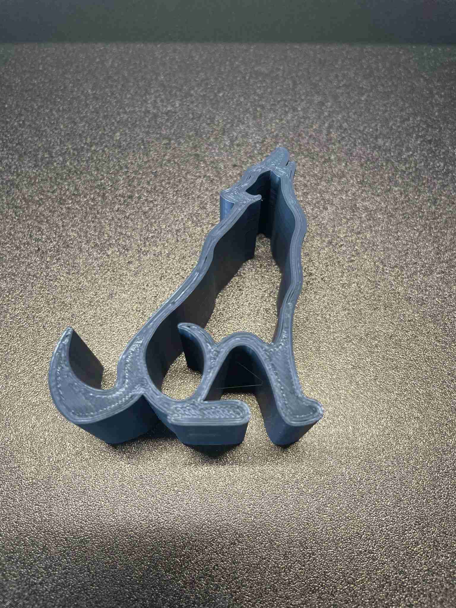 Wolf phone holder - desktop accessory | 3D models download | Creality Cloud