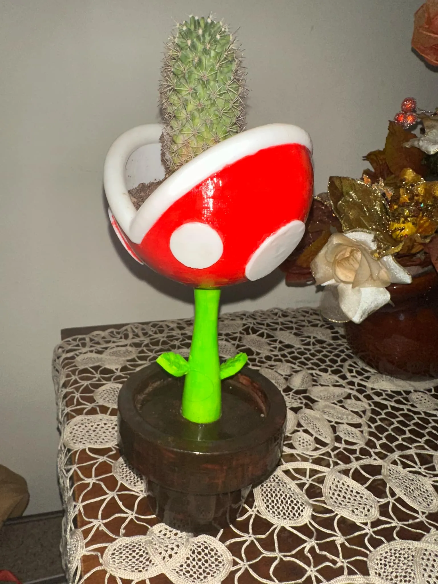 Home Decorations & Ornaments STL Download - Super Mario Flower Potby pix3D