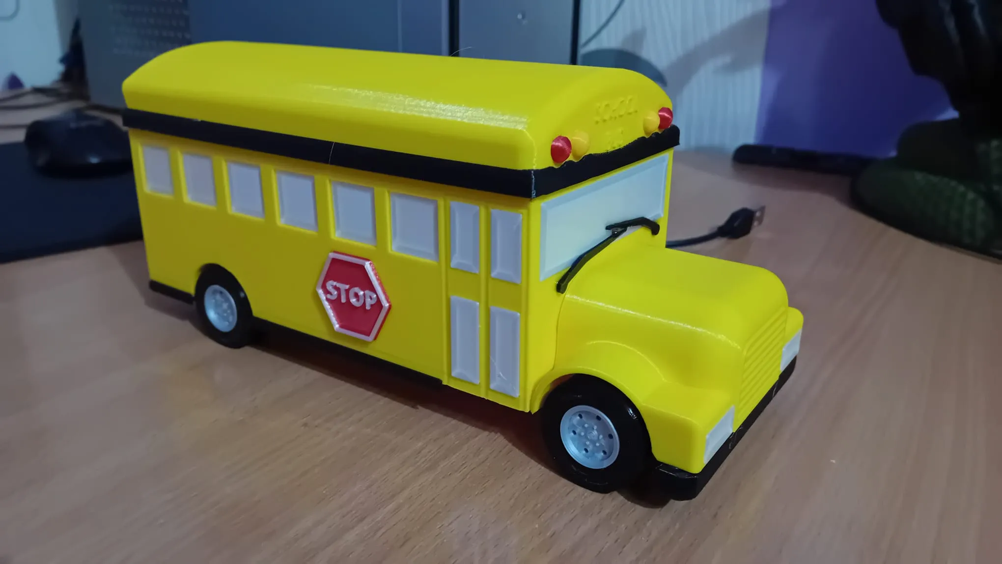 Lighting & Lamps STL Download - Bus lampby Sirb Claudiu_92