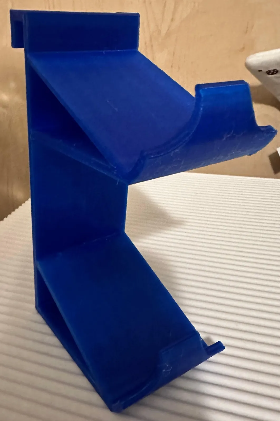 Free 3D Printer Accessories STL Download - PS5 controller hanged ...