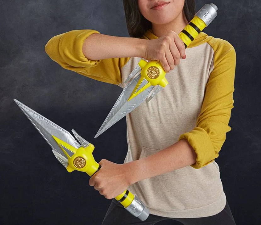 MMPR - Yellow Ranger Power Daggers | 3D models download | Creality Cloud