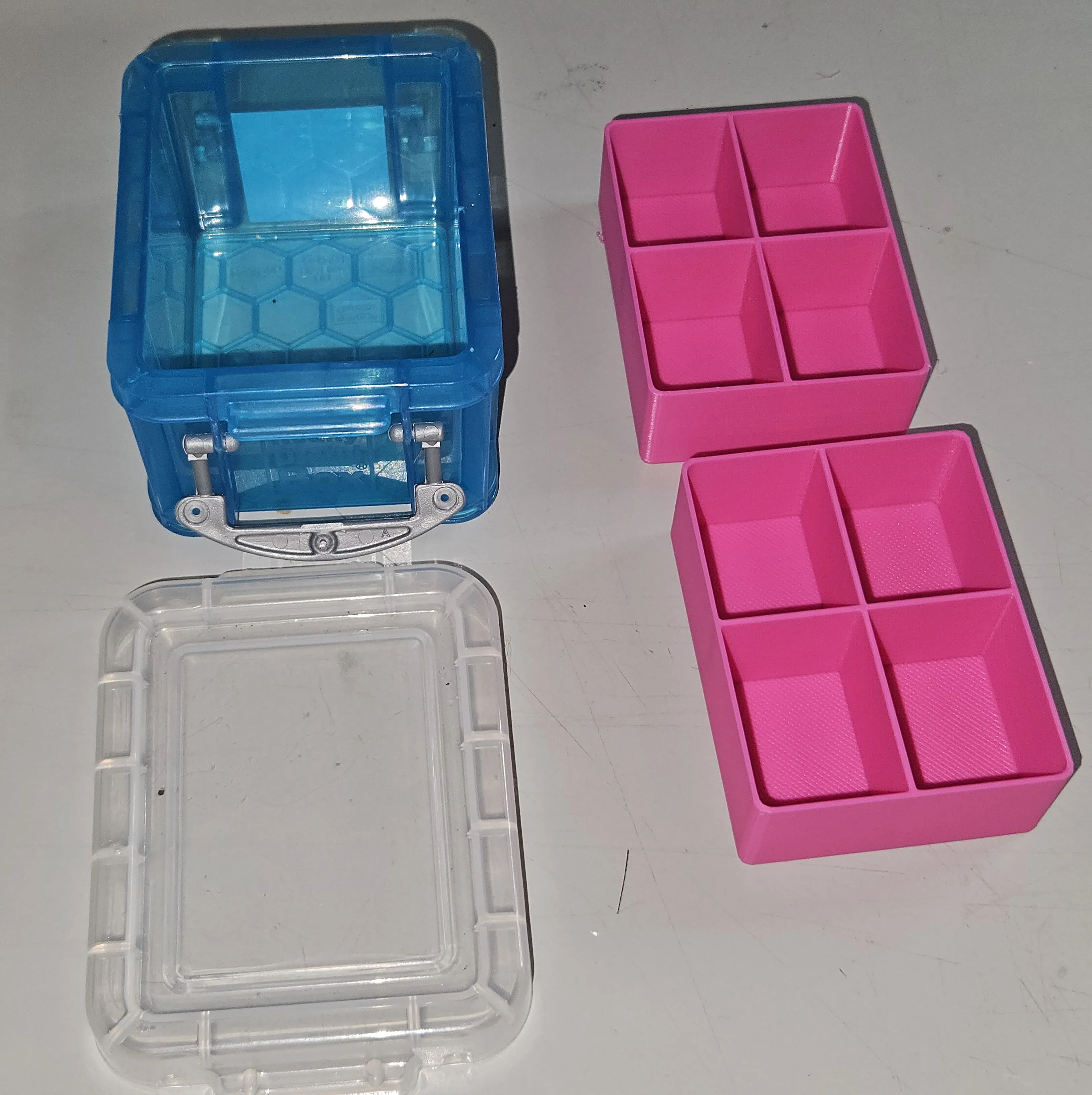 3D Printer Files | 3MF File | 2 X 2 insert for 0.14l "Really Useful Box ...