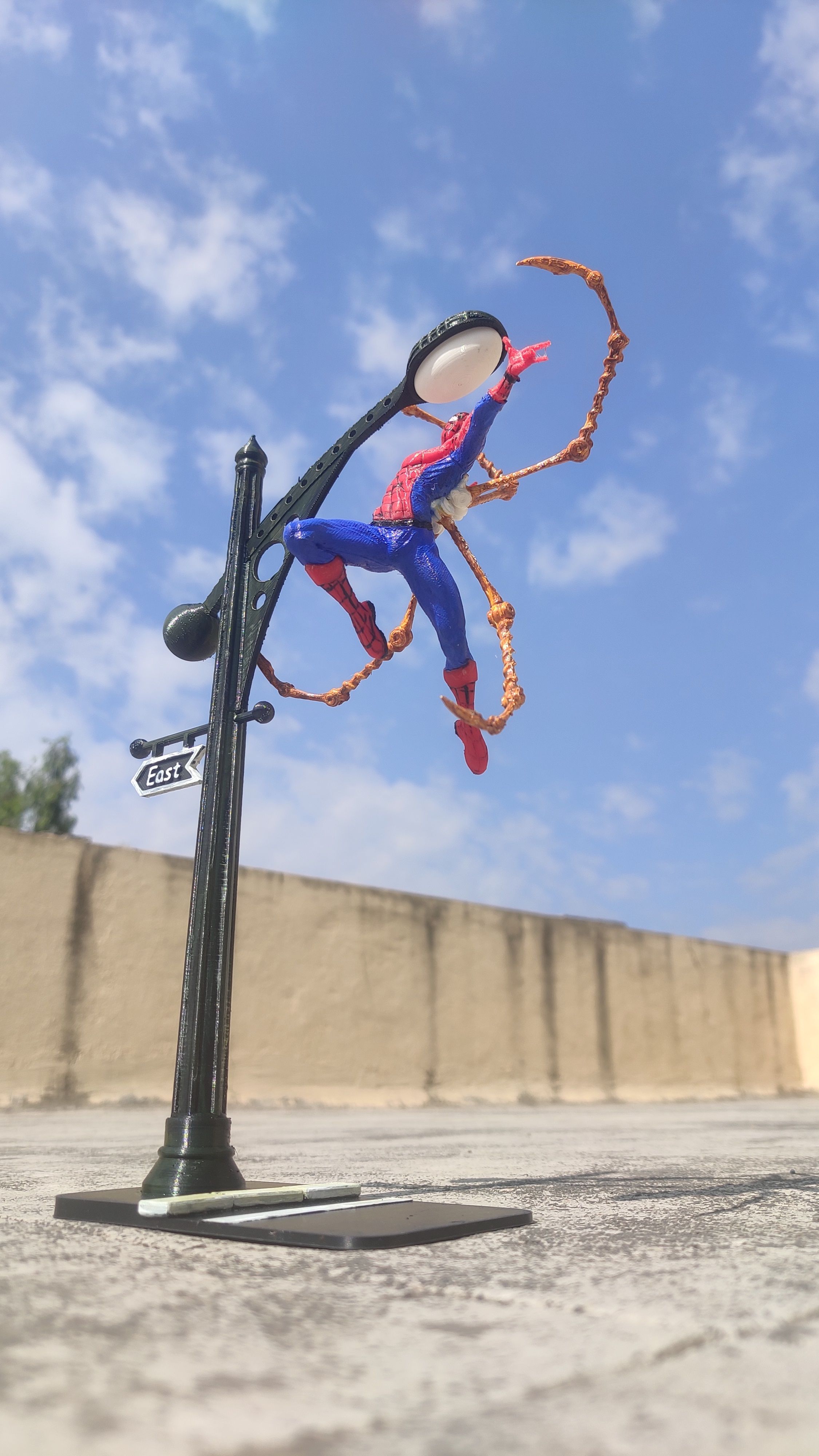 "Spiderman-at Light Pol" | 3D models download | Creality Cloud