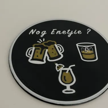 The one more / Nog Enetjie coaster. Another Saffas inspired model set ...