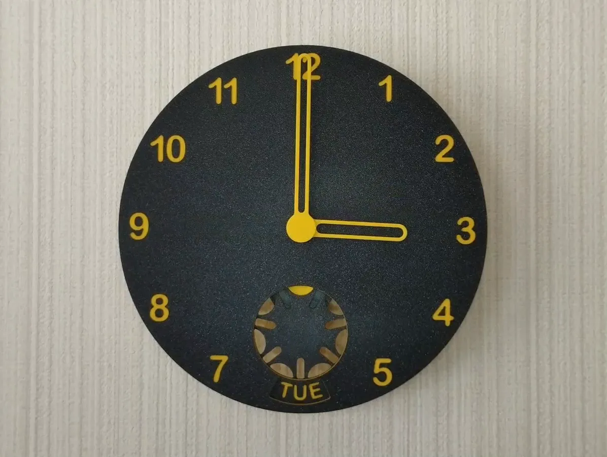 I have released my latest design - Day of Week Clock, Model 4 It ...