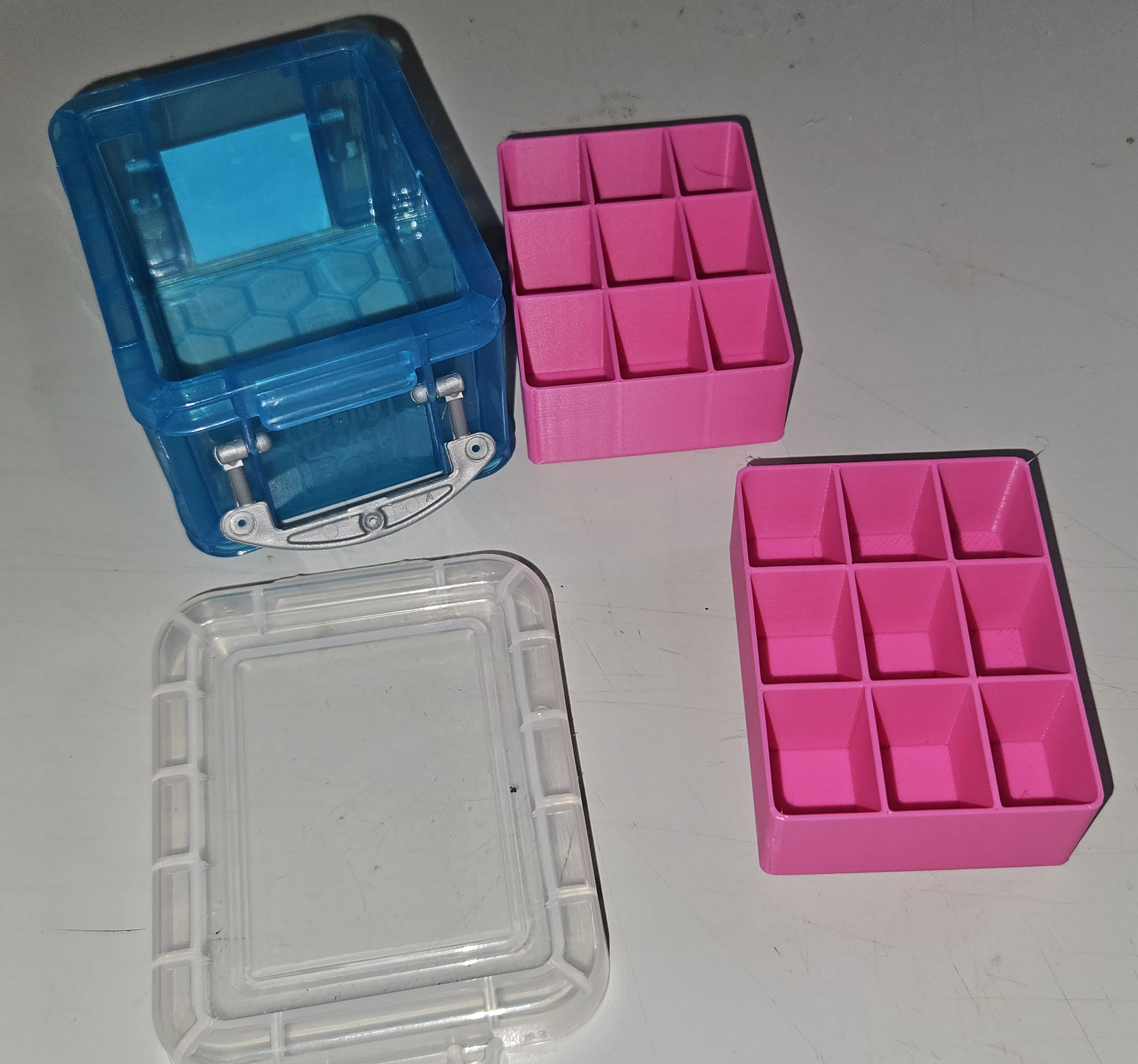 3 X 3 insert for 0.14l "Really Useful Box" | 3D models download ...