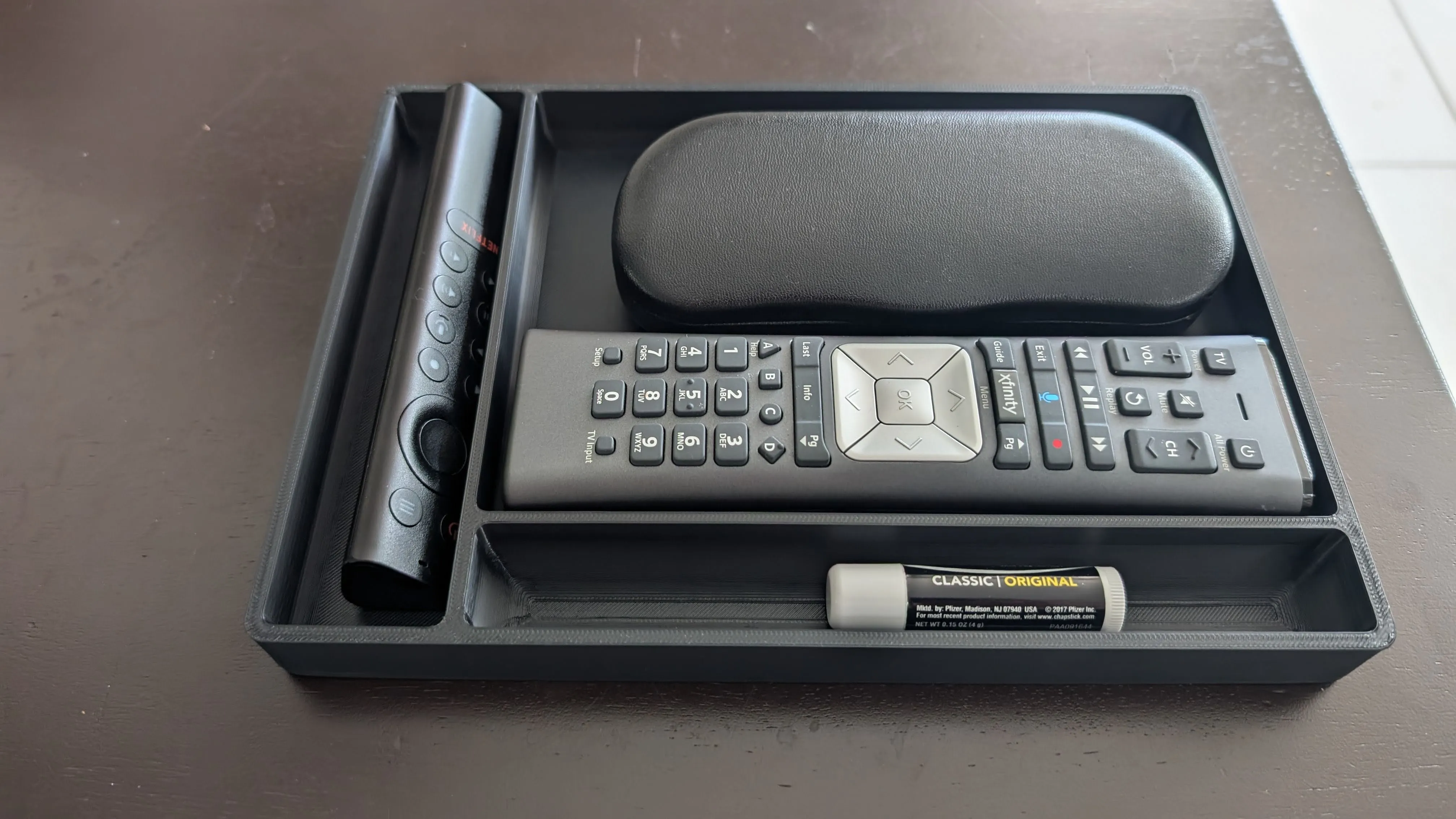 Free Home Decorations & Ornaments STL Download - Tray for TV Remotes ...