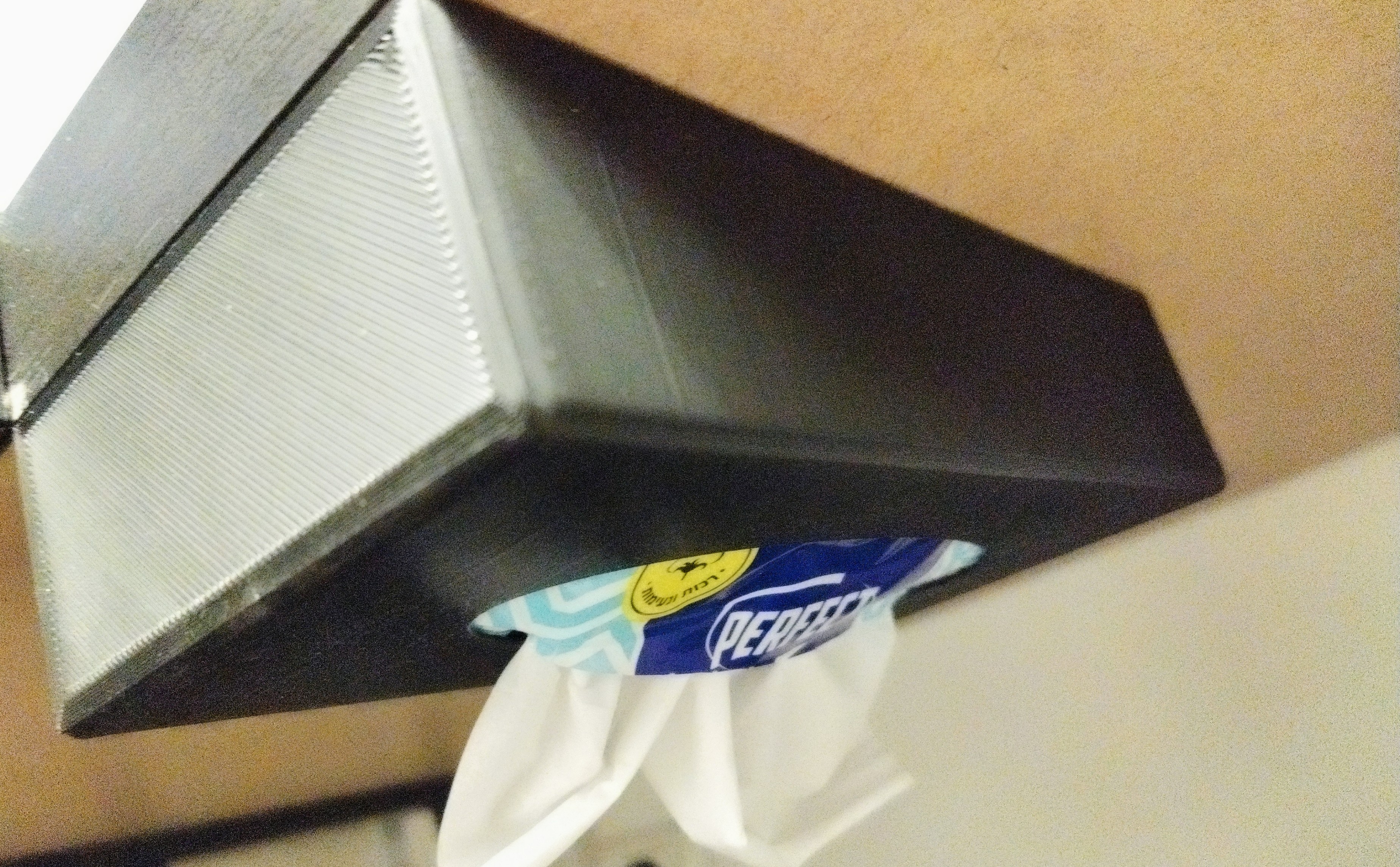 Under the table tissue box | 3D models download | Creality Cloud