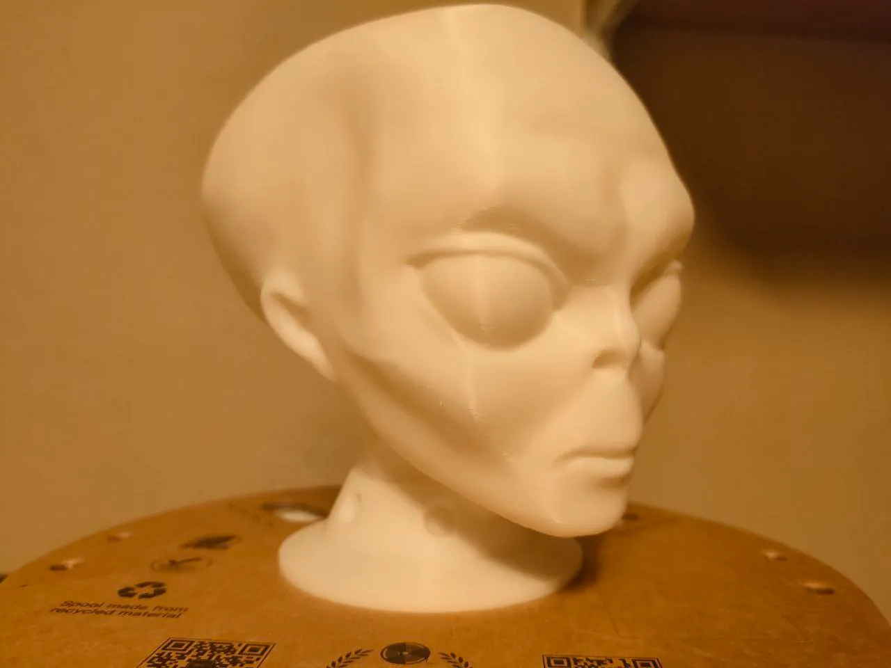 Characters & Creatures STL Download - Alien Head on a standby Big B