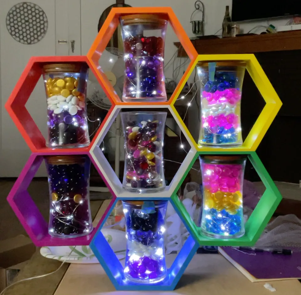 I scaled the hexes up to the largest size that my Ender 3 v3 would hold ...