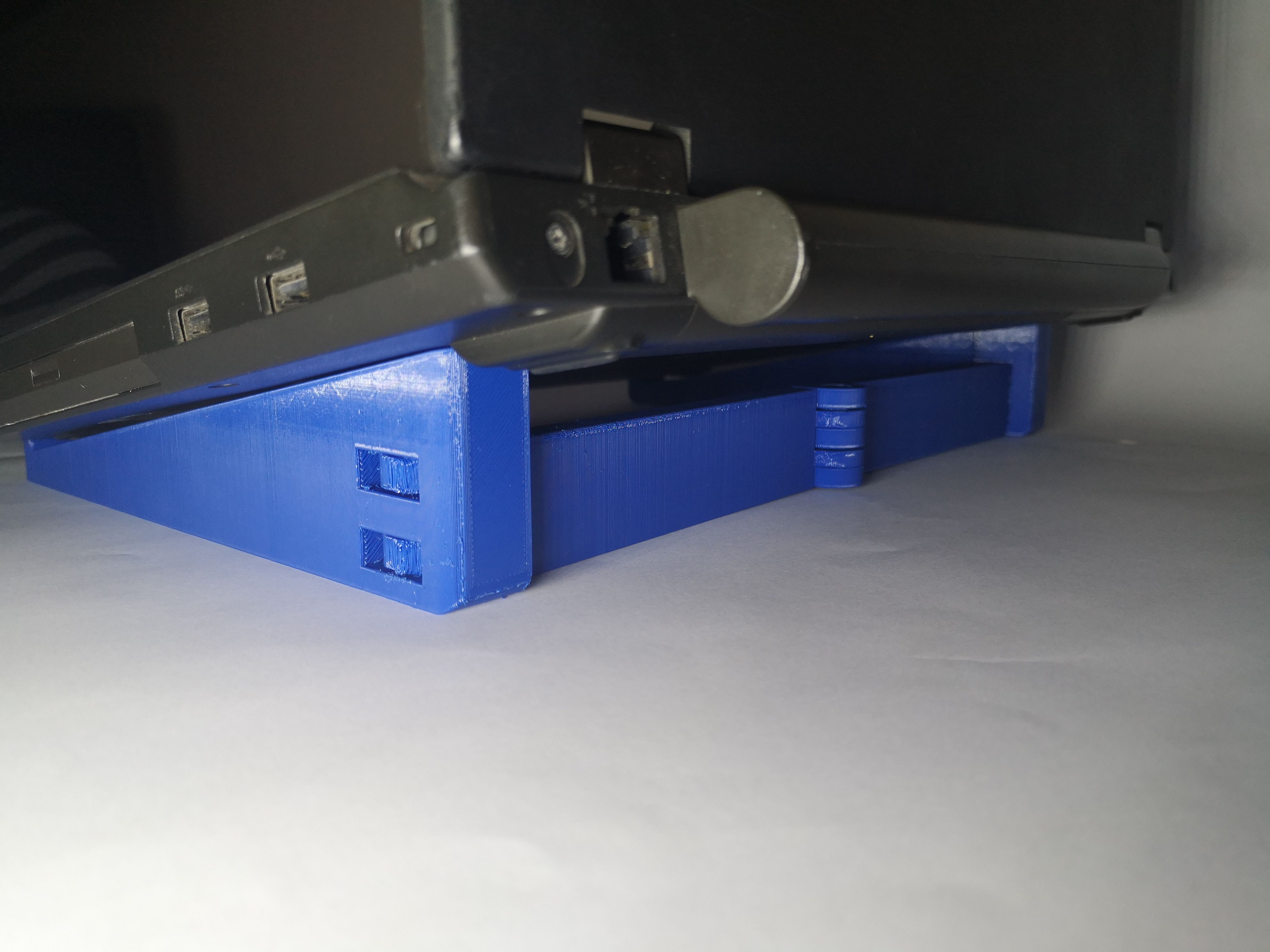 Print-in-place Laptop stand | 3D models download | Creality Cloud