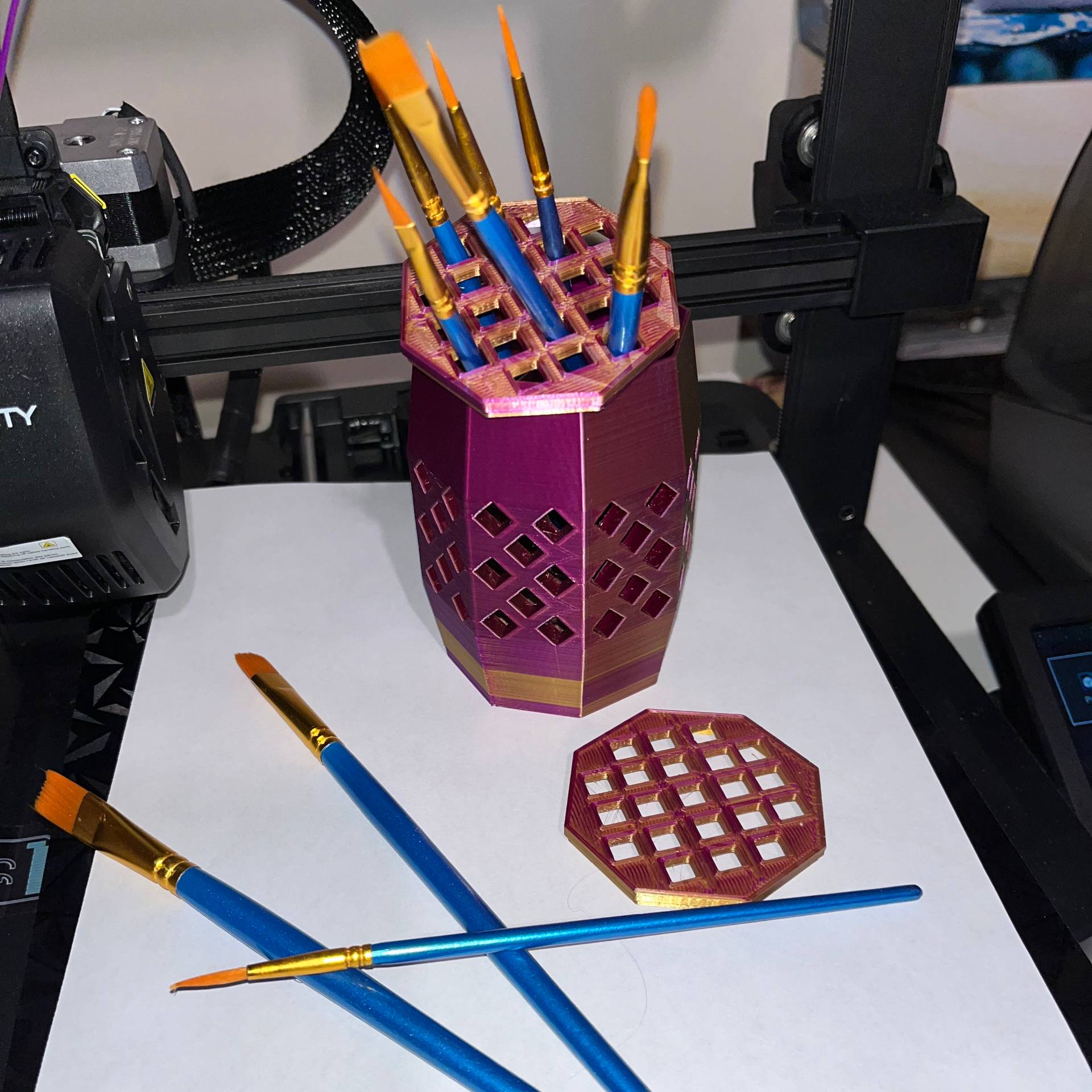 3D Printer Files | 3MF File | Paint Brush - Pencil Cup with Divider ...