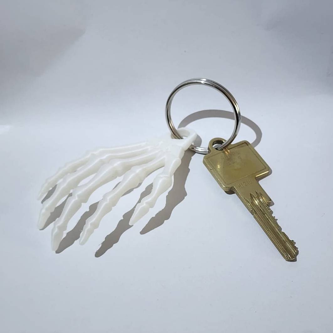 3D Printer Files | 3MF File | ☠️ Skeleton Hand Keychain – Haunted Grip ...