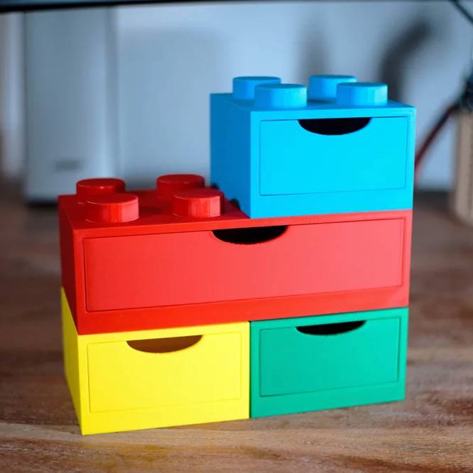 無料 Tools & Spare Parts STL ダウンロード - Brick Stackable Desk Boxes - Metoz