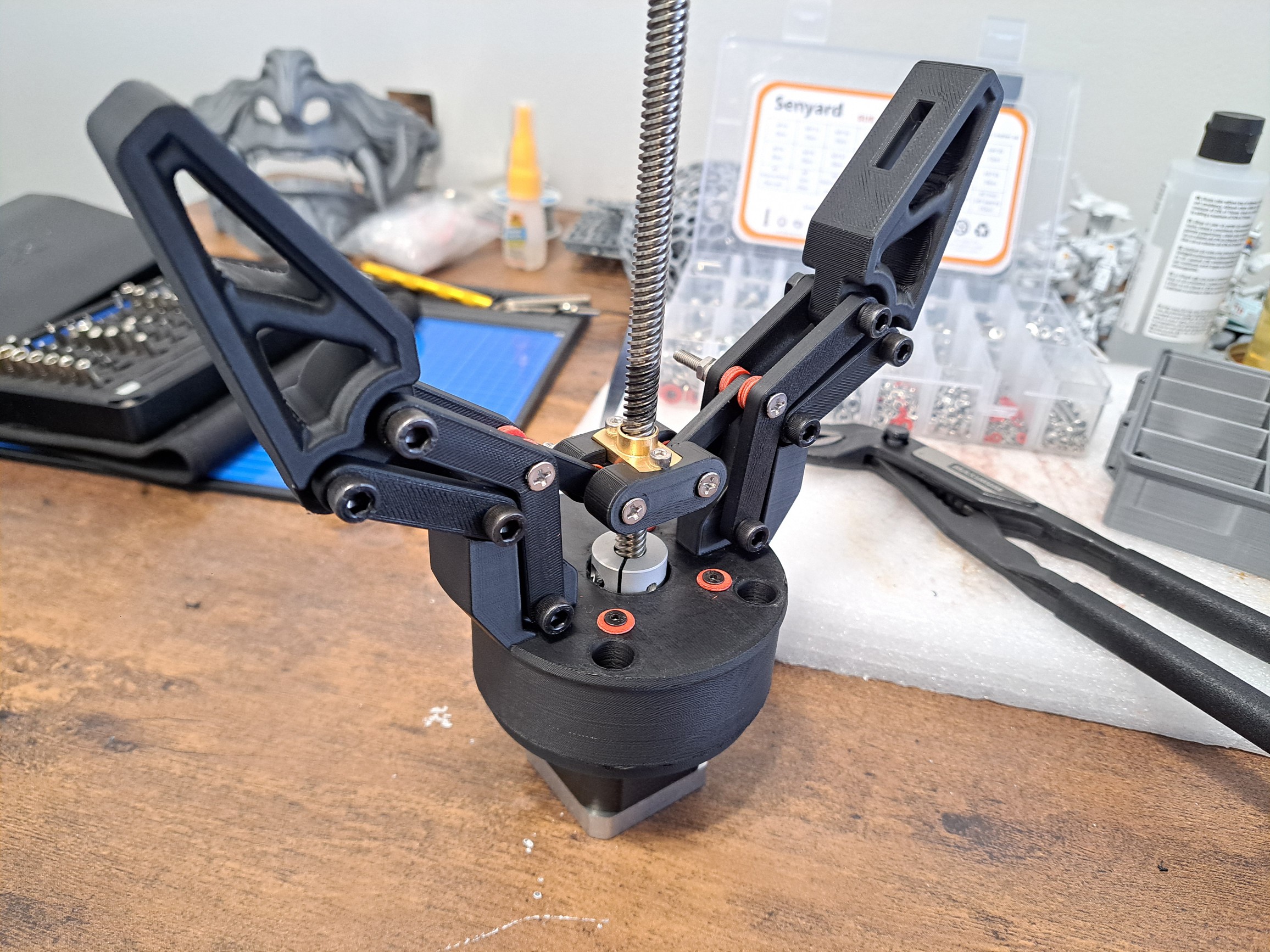 Got a threaded dowel that was much, much too long. Had to cut it down ...