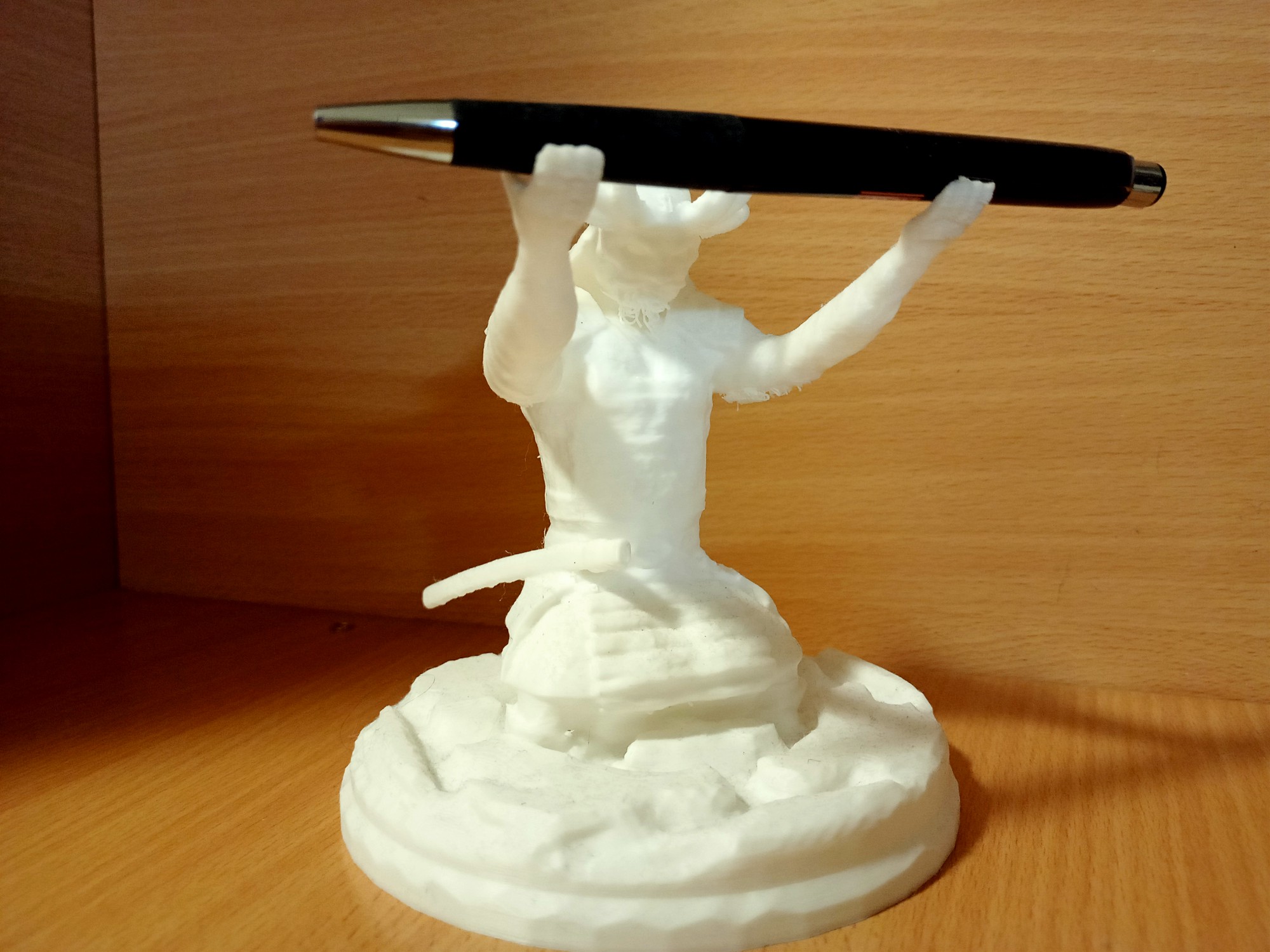 Intrested in japanese themed stuff and you are looking for pen stand ...