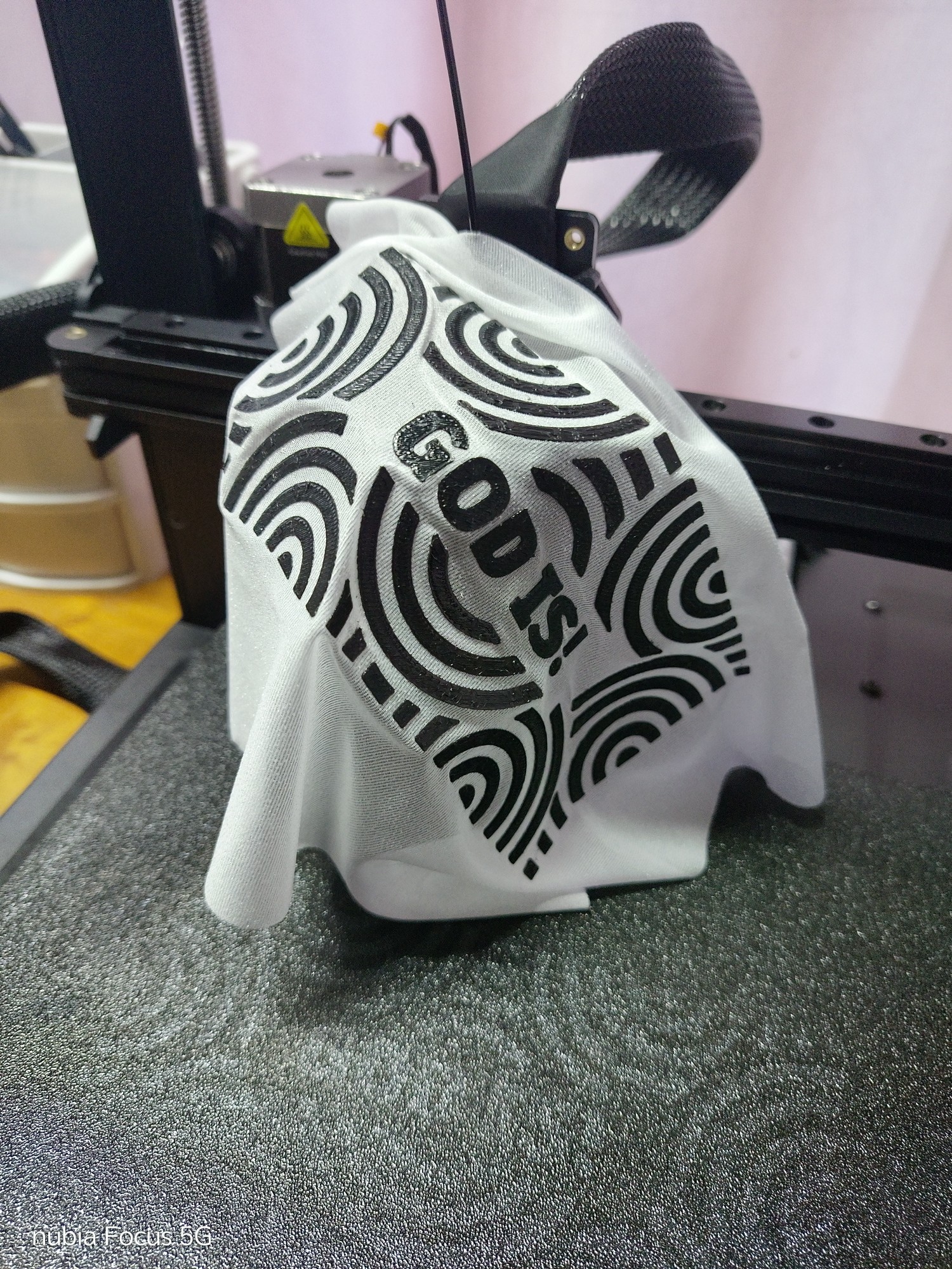 Work in progress, first time printing on fabric. Only workable fabric I had. Not a bad attempt ...