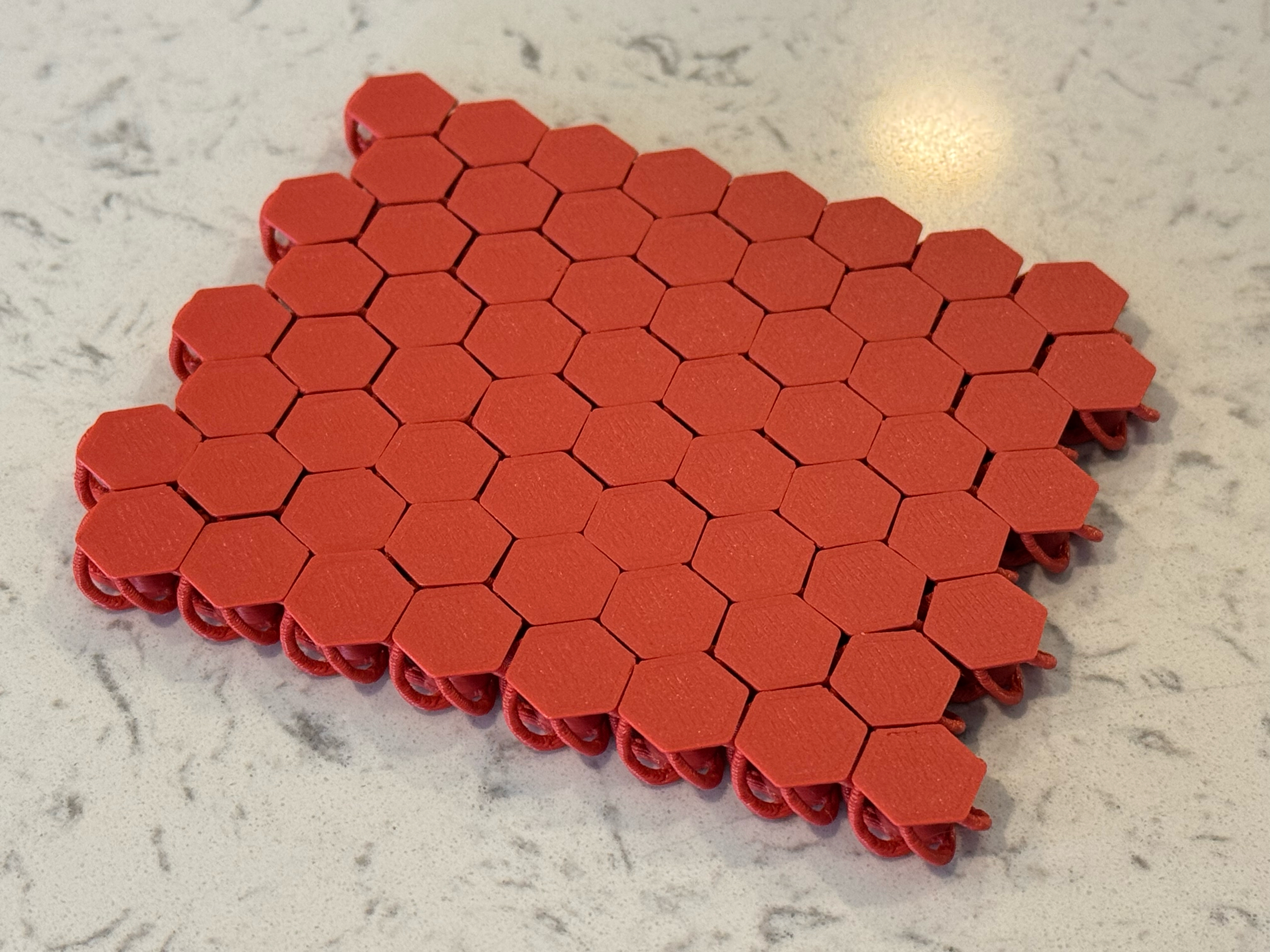 Testing the limits of flexibility with this hex tile design! Printed on ...