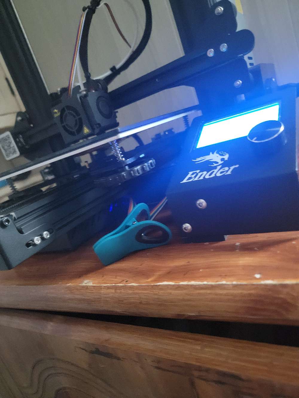 anyone hever have issues with ender 3 pro bed leveling i cant get my bed to come up high enough ...