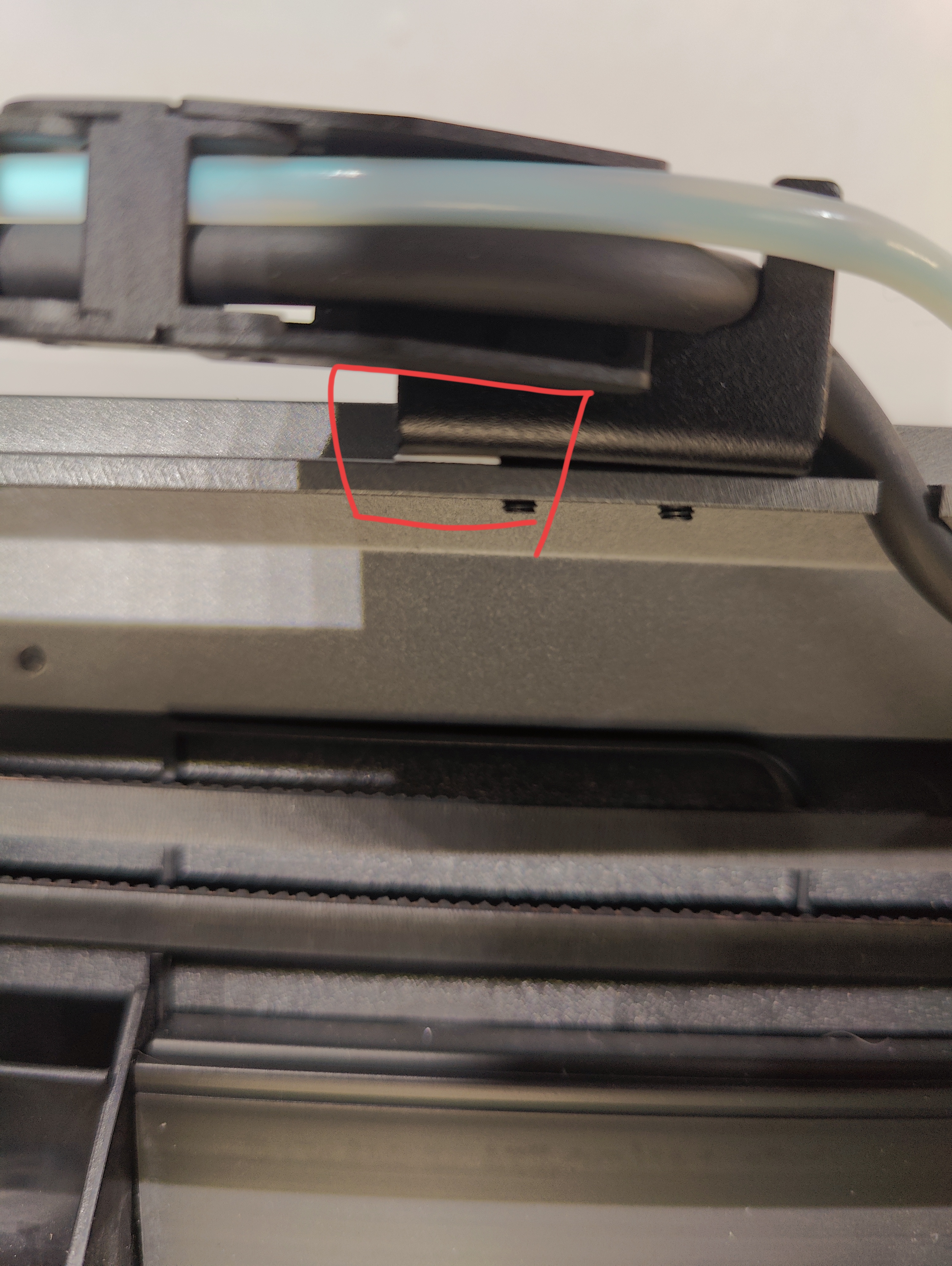 Fix for K1 chain knocking on the side of the printer. I don't know ...
