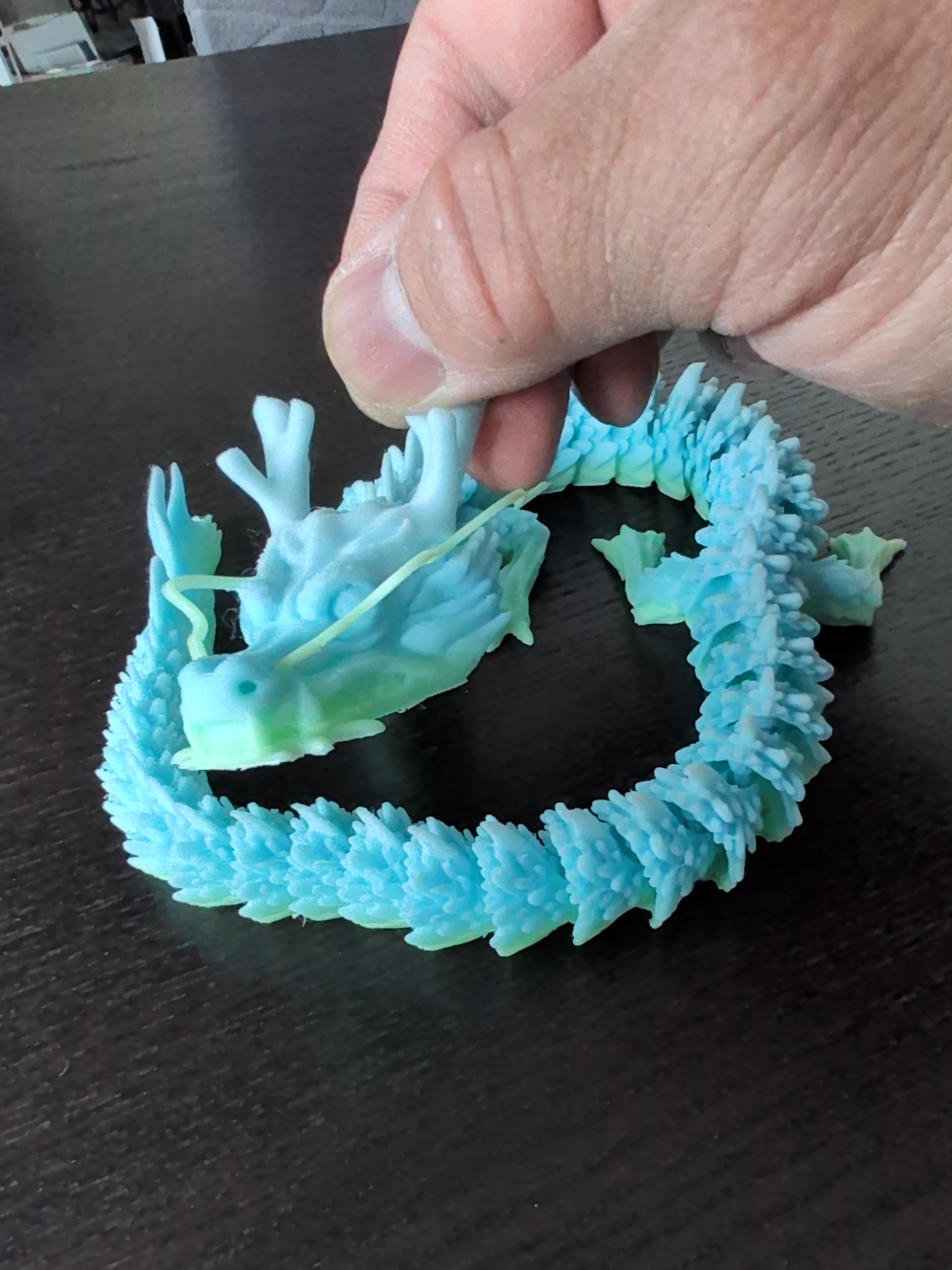 Nice print. I used a brim just to be sure it stuck to the build plate ...