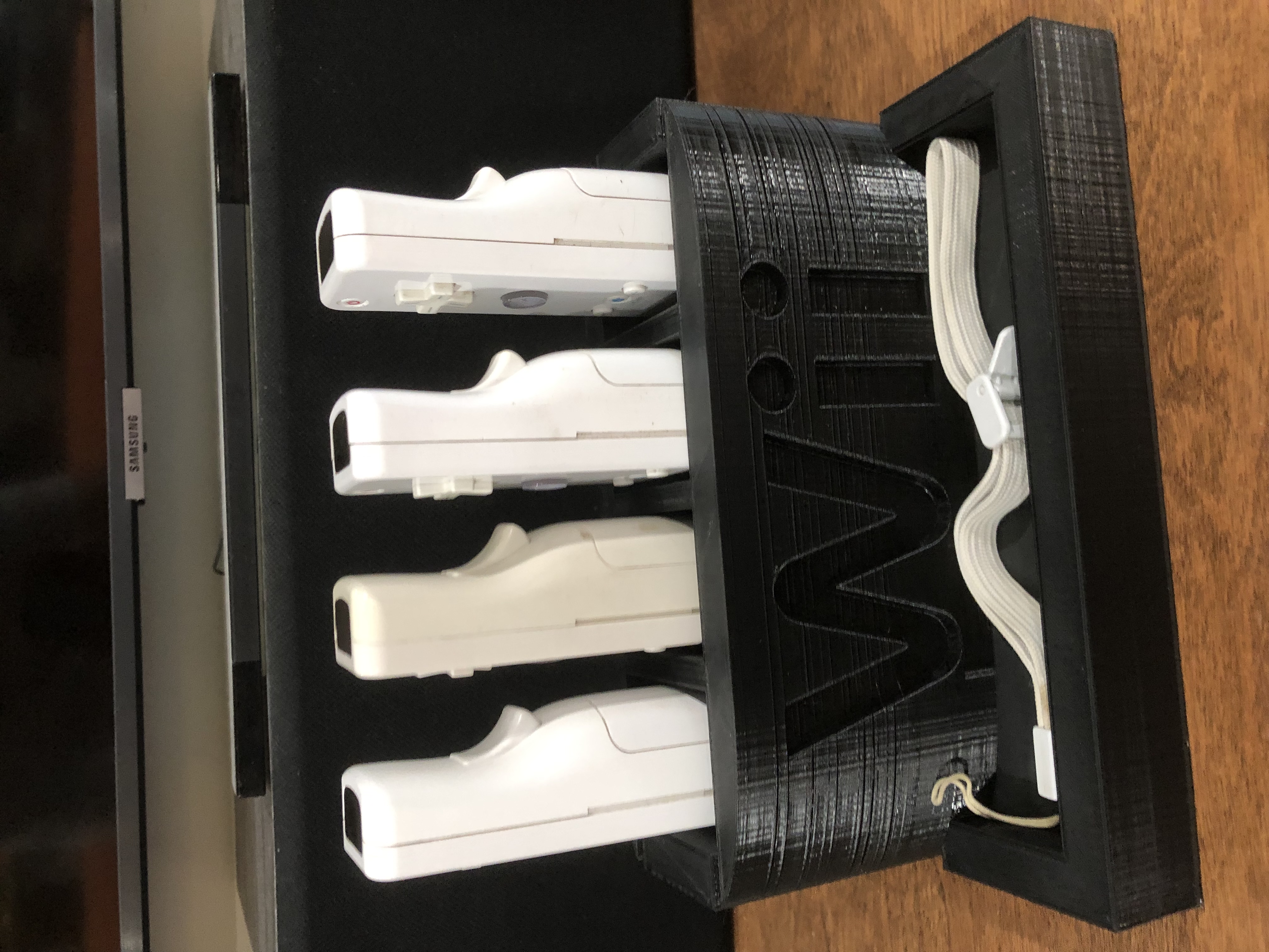 Wii Remote Stand | 3D models download | Creality Cloud