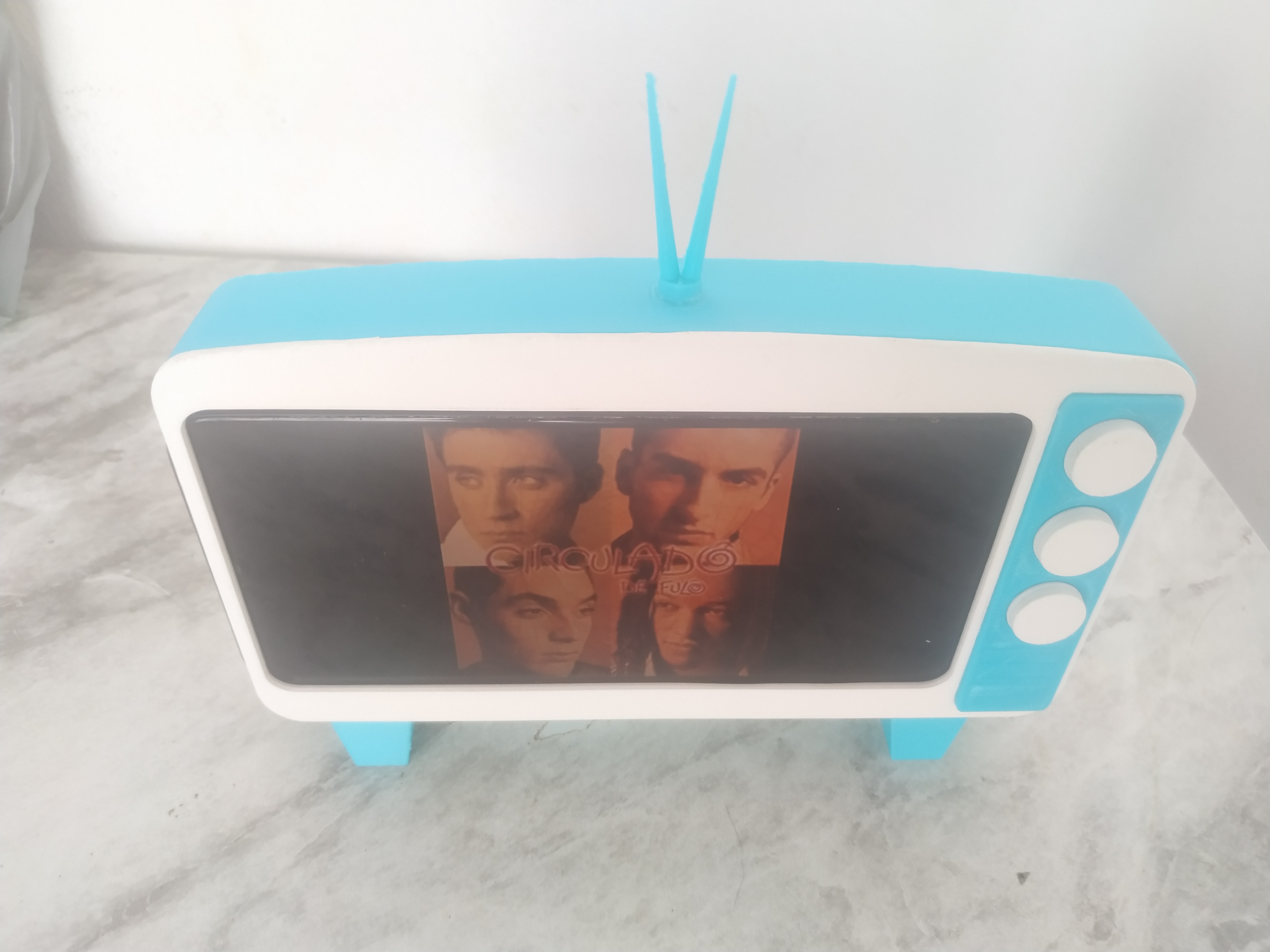 Tv mobile suporte Criativo | 3D models download | Creality Cloud