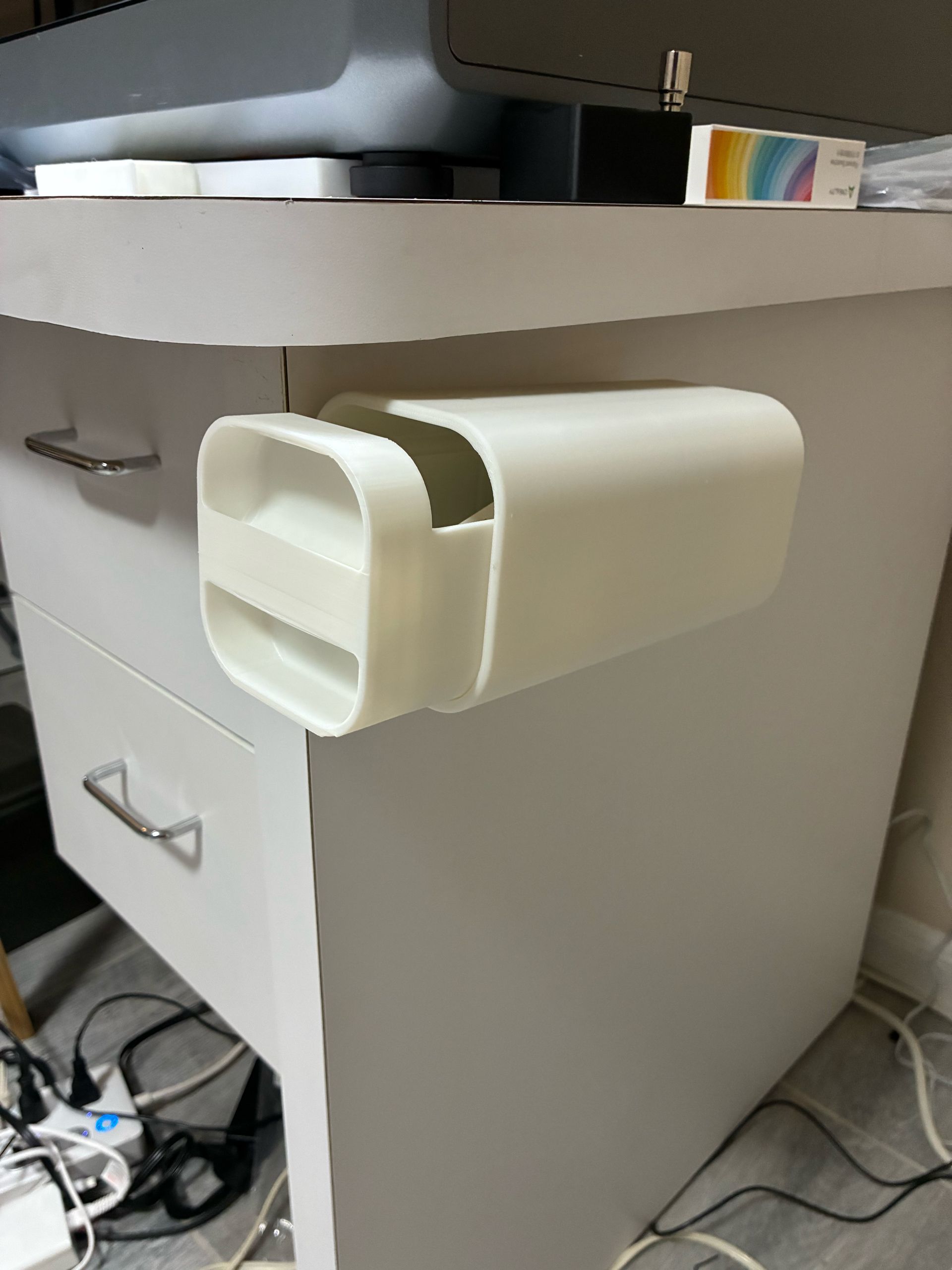 These are perfect little drawers that can be used anywhere. Very little ...