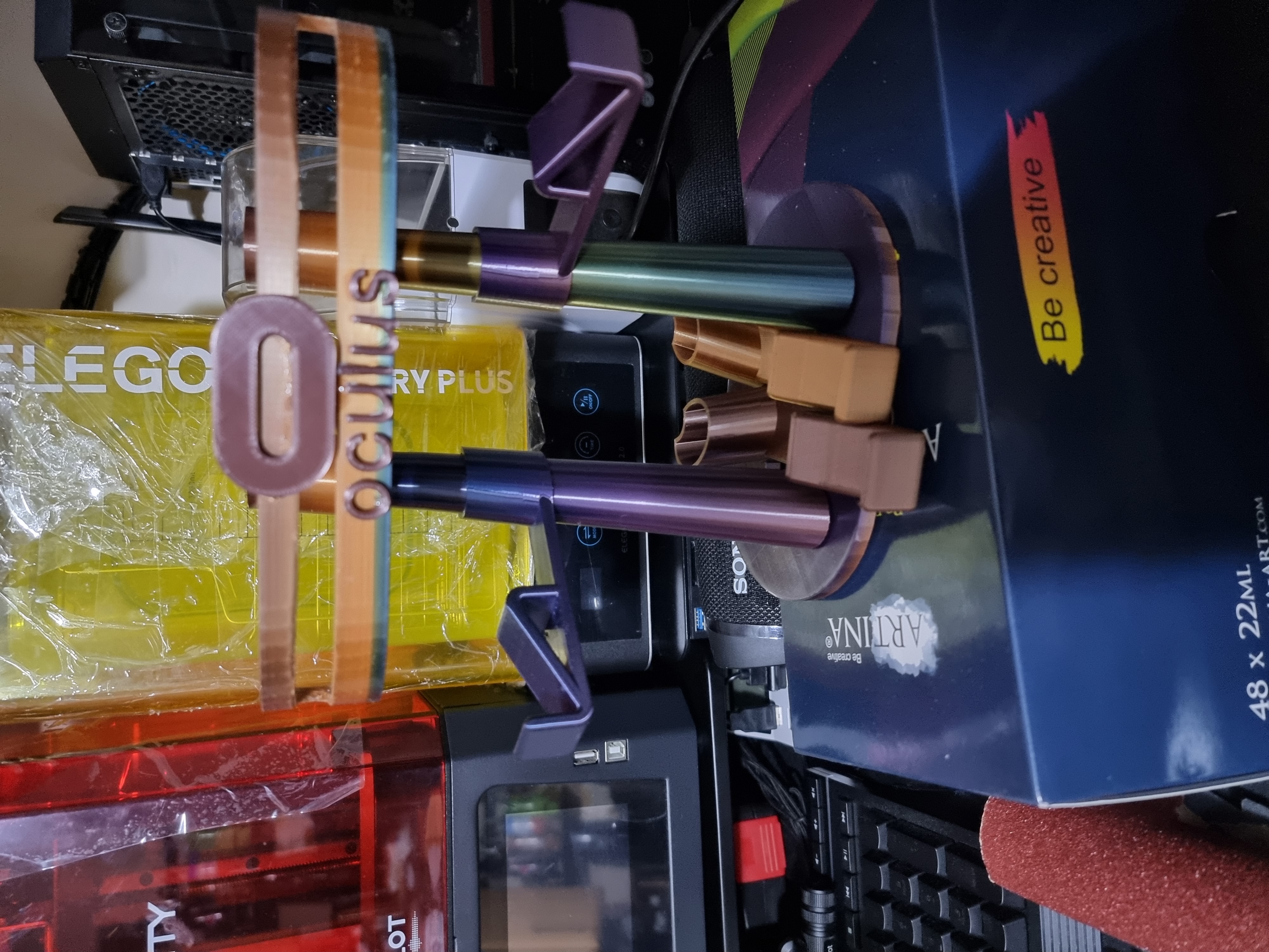 oculus quest 2 stand | 3D models download | Creality Cloud